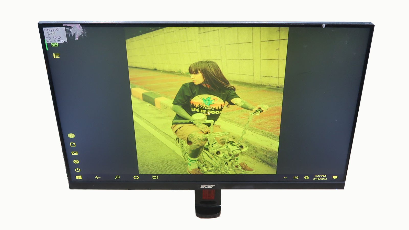 LCD Monitor - LCD Monitor | HMR Shop N' Bid