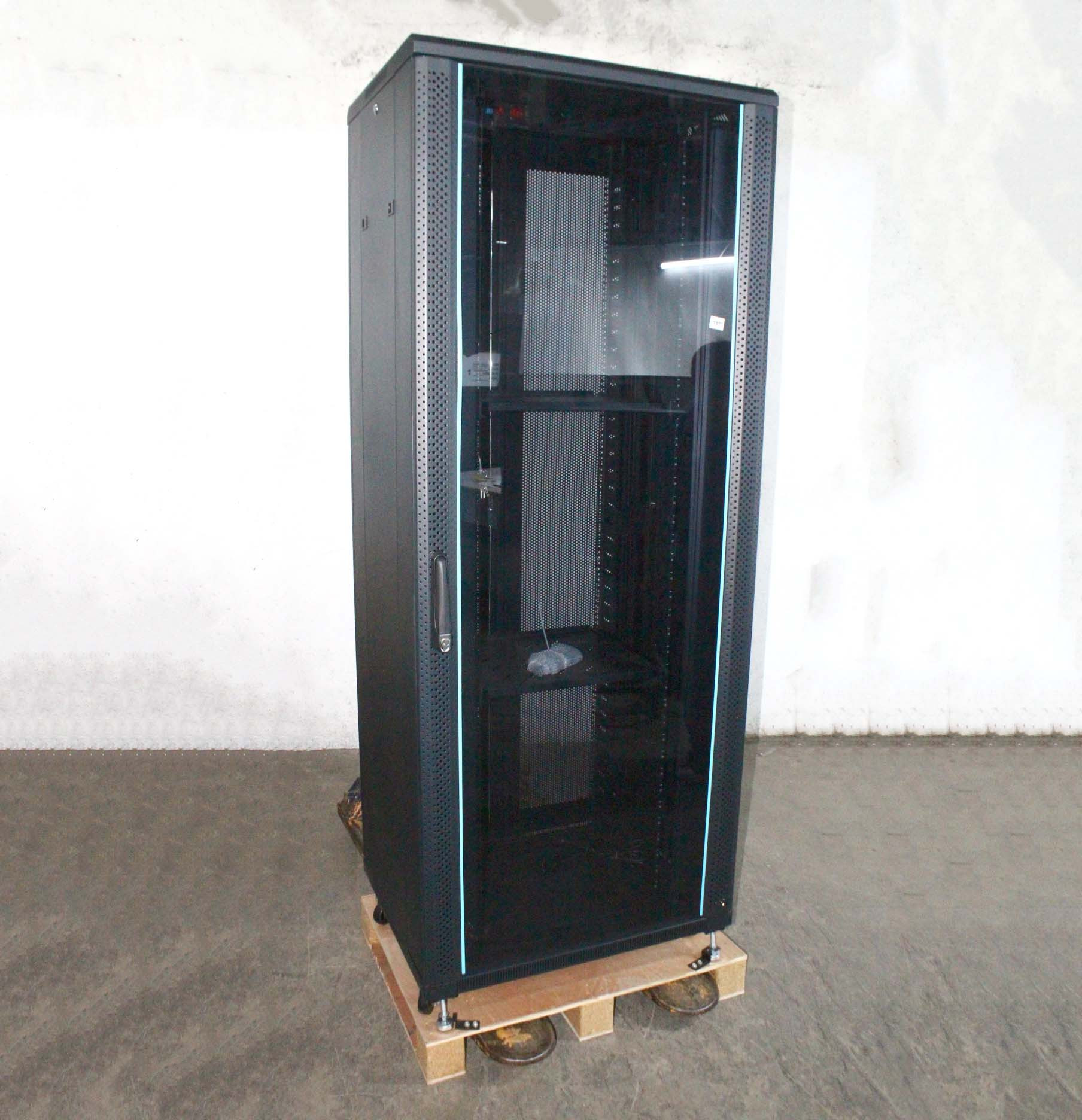 PDU And 2 Shelves On External Of Cabinet - PDU And 2 Shelves On ...