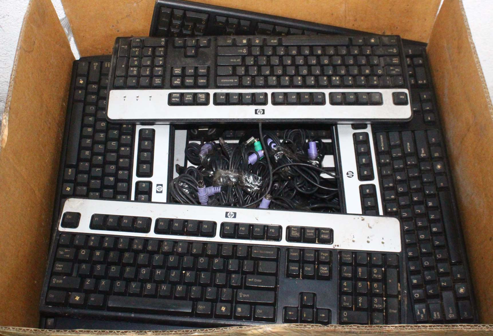 Approx. 70pcs Keyboard And Mouse / 1-Lot - Approx. 70pcs Keyboard And ...