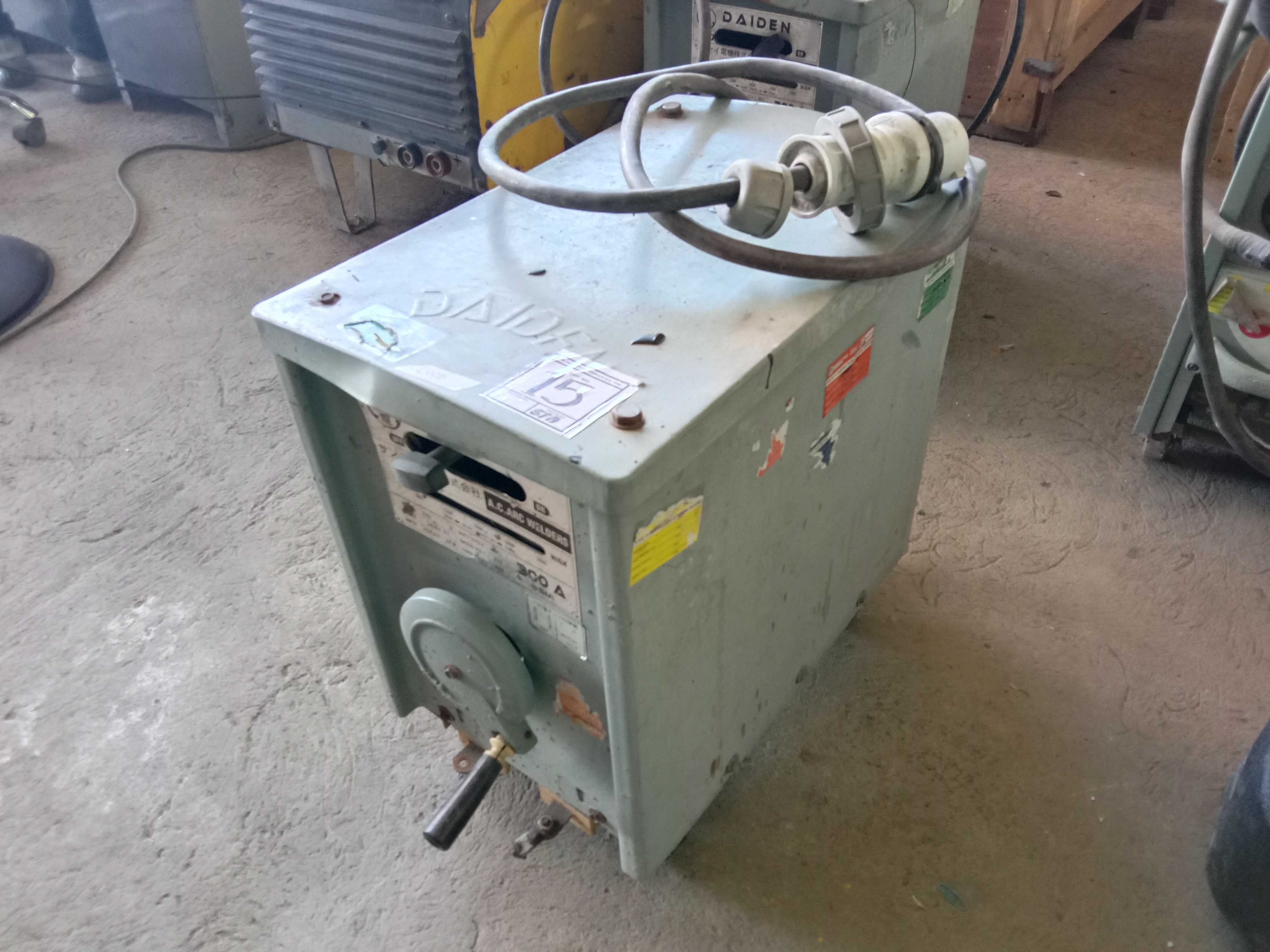 Arc Welding Machine | 1 Unit — Lot 15 | HMR Shop N' Bid