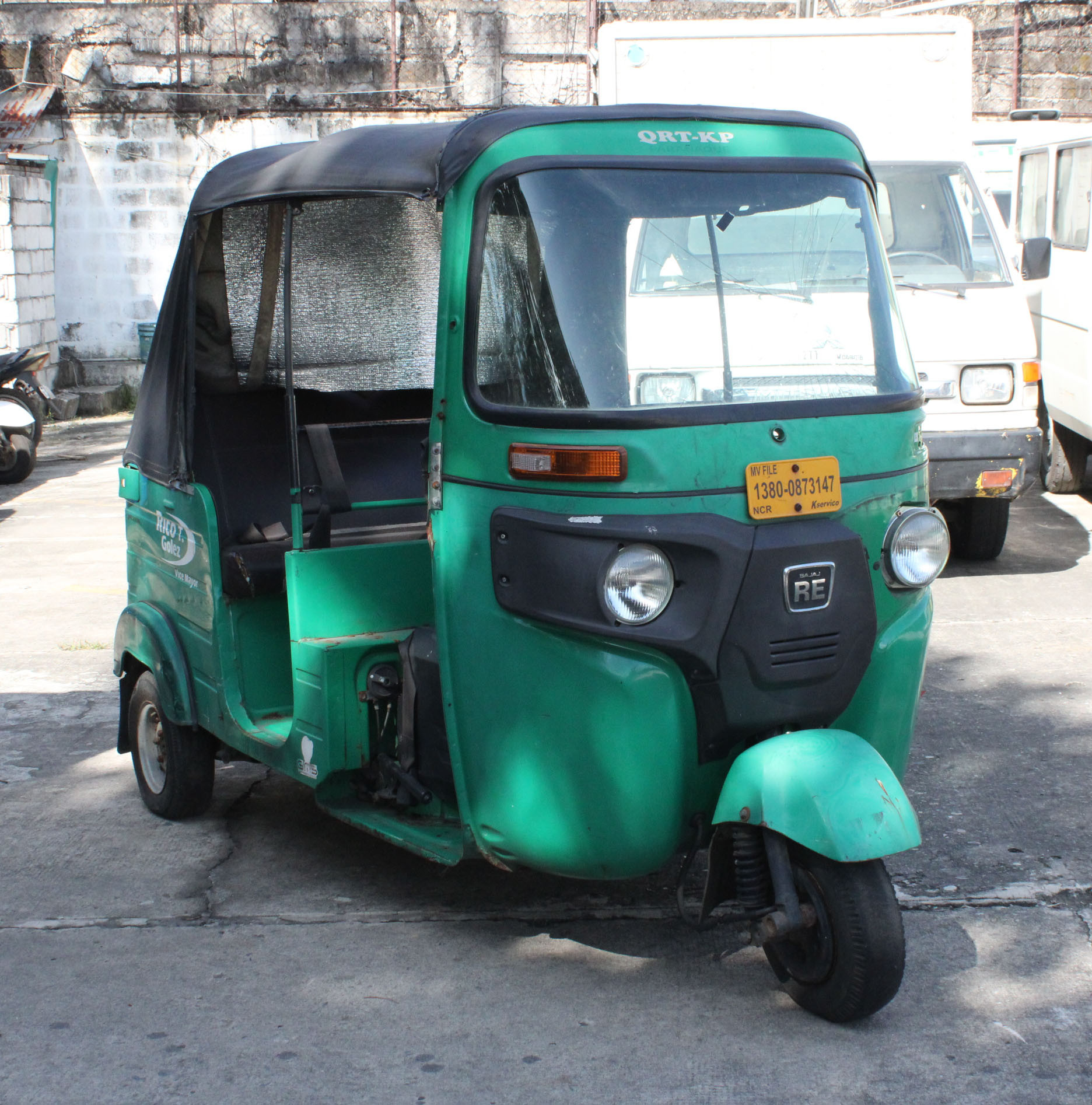 2016 Bajaj RE - 2016 Bajaj RE | HMR Shop N' Bid