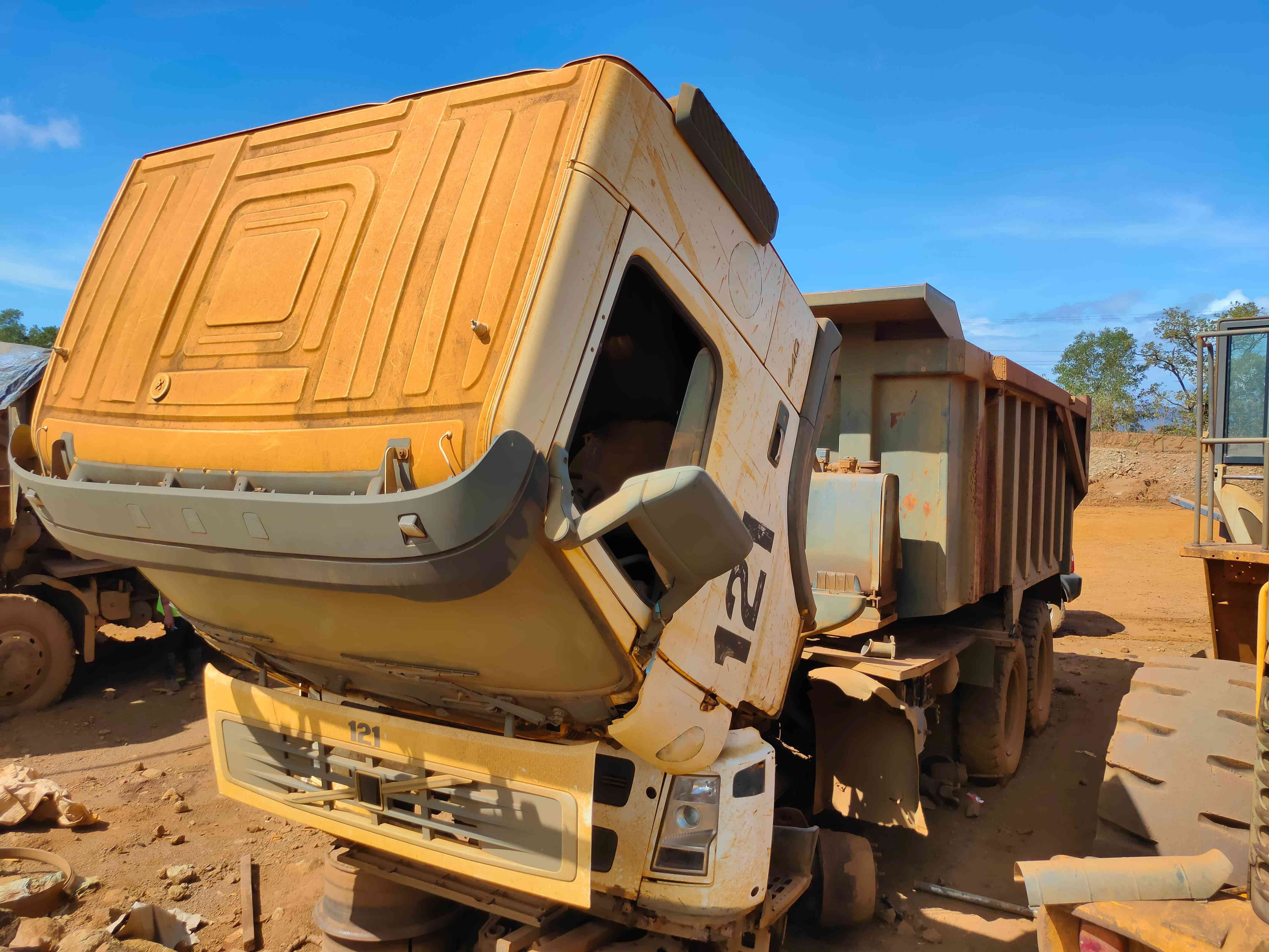 Volvo FM13 Dump Truck | DT-121 - Volvo FM13 Dump Truck | DT-121 | HMR ...