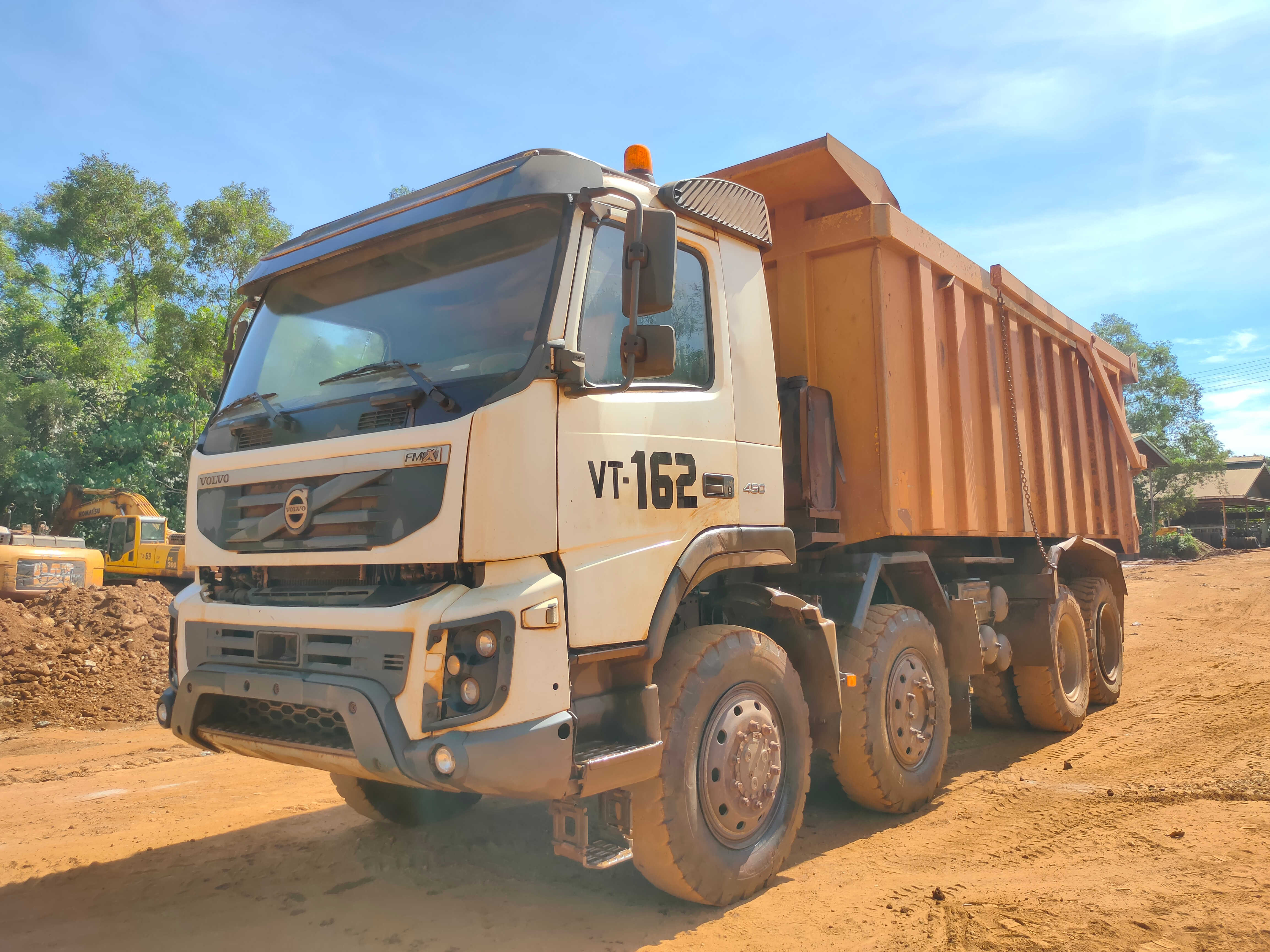 2012 Volvo FM-X13 8X4X2 12W Dump Truck | VT-162 - 2012 Volvo FM-X13 ...
