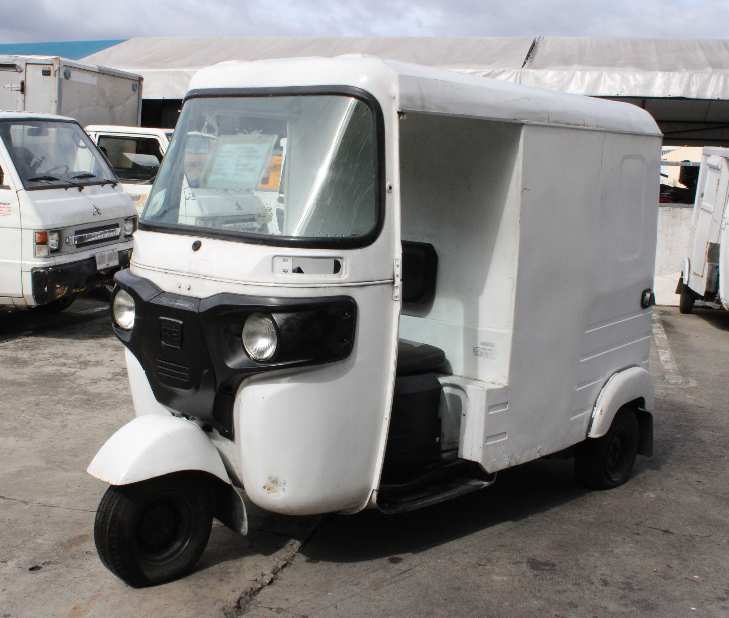 2017 Bajaj RE - 2017 Bajaj RE | HMR Shop N' Bid