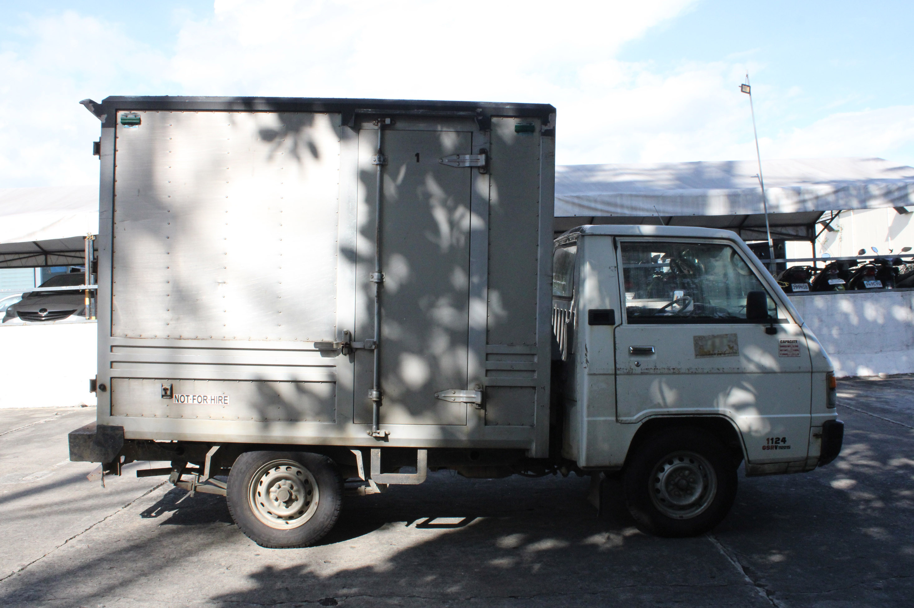 2016 Mitsubishi L300 - 2016 Mitsubishi L300 | HMR Shop N' Bid