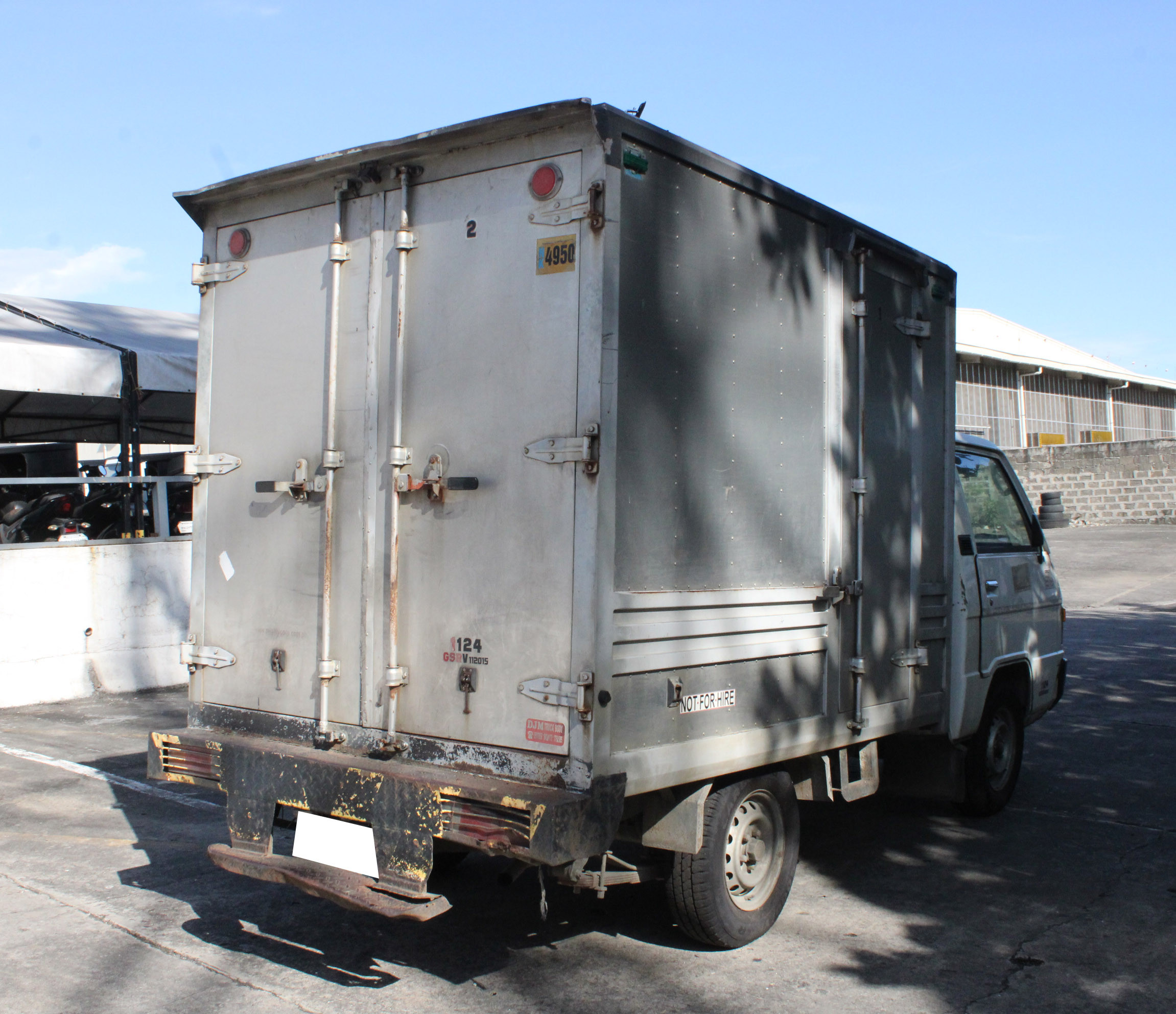 2016 Mitsubishi L300 - 2016 Mitsubishi L300 | HMR Shop N' Bid