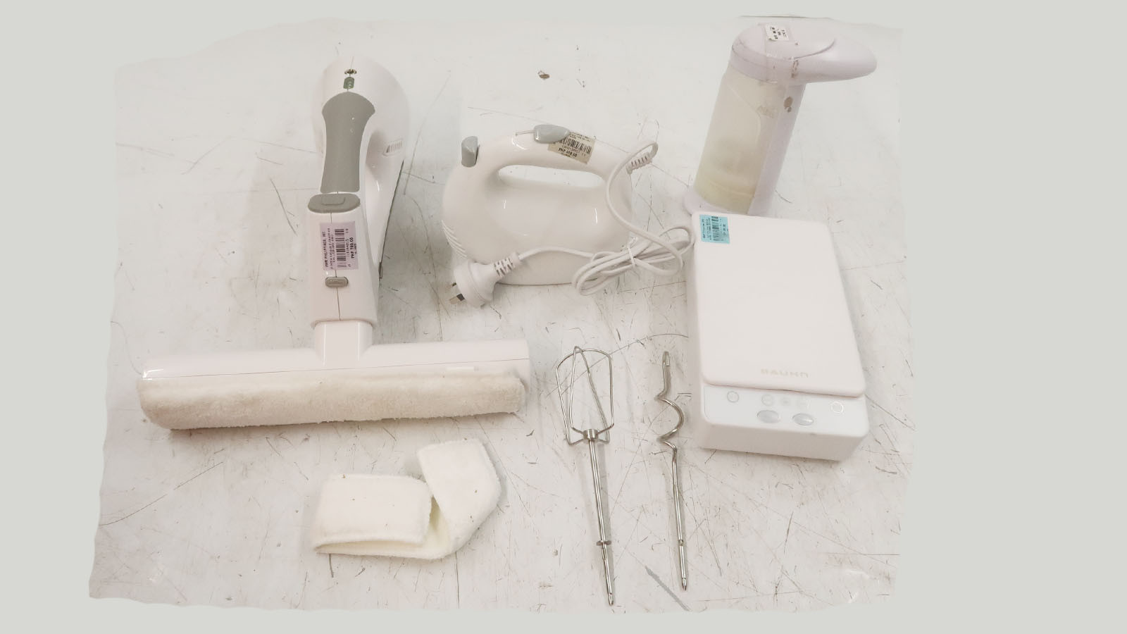 Window Vacuum Cleaner , Hand Mixer , Automatic Soap Dispenser And Uv ...