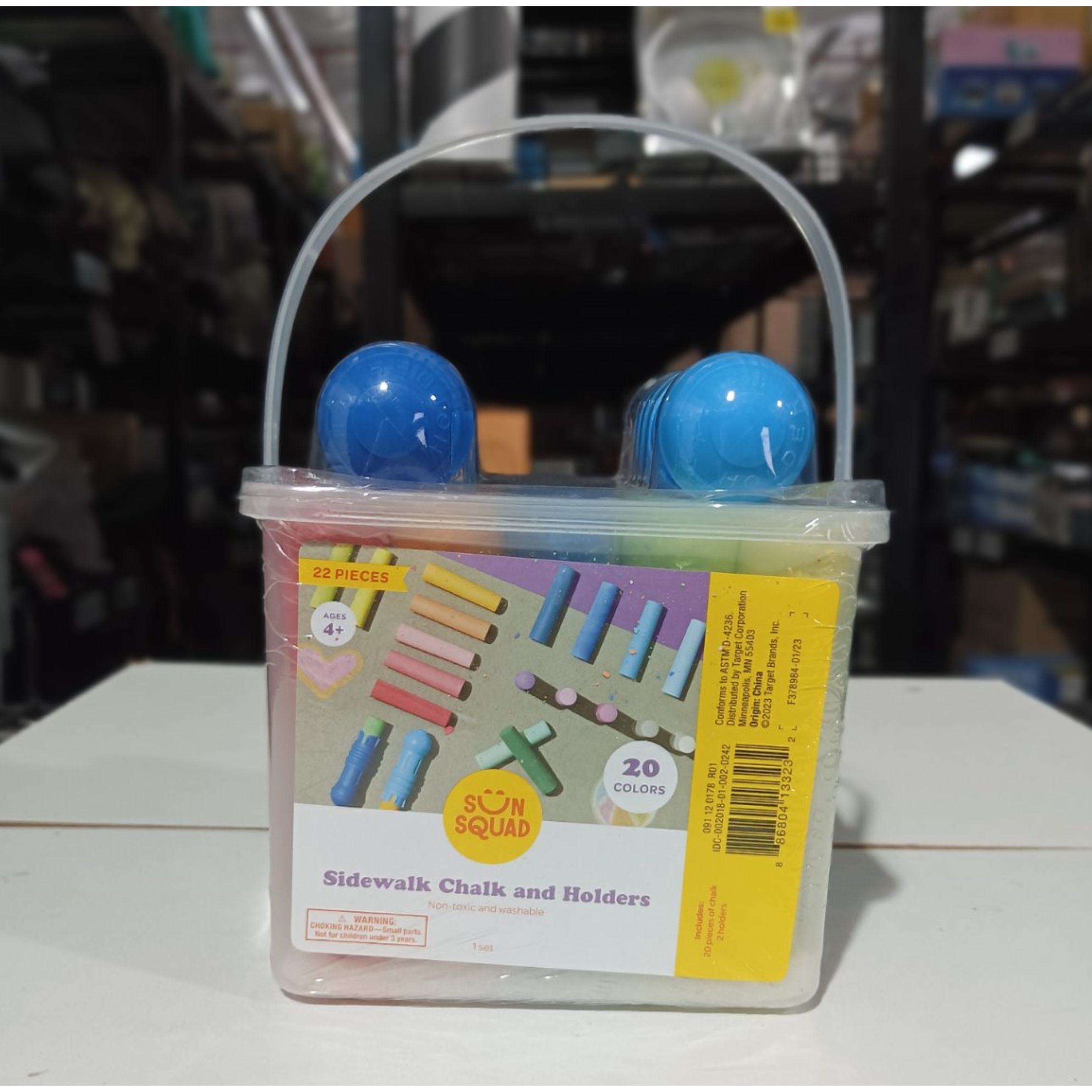 Sun Squad Sidewalk Chalk Set 20pcs | HMR Shop N' Bid