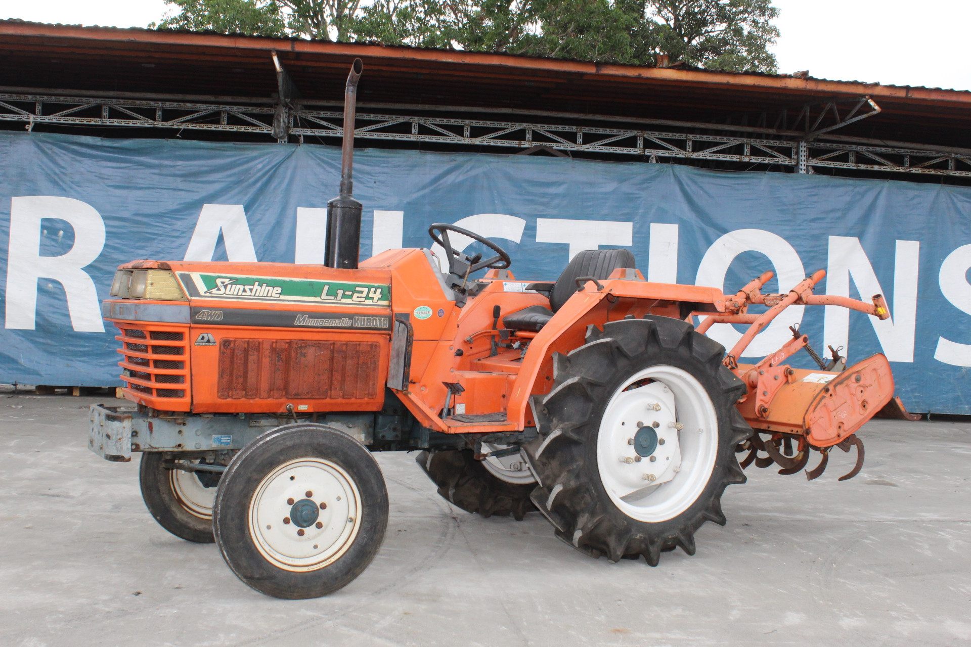 Kubota 4X2 L1-24 Farm Tractor | JO2-13 - Kubota 4X2 L1-24 Farm Tractor ...