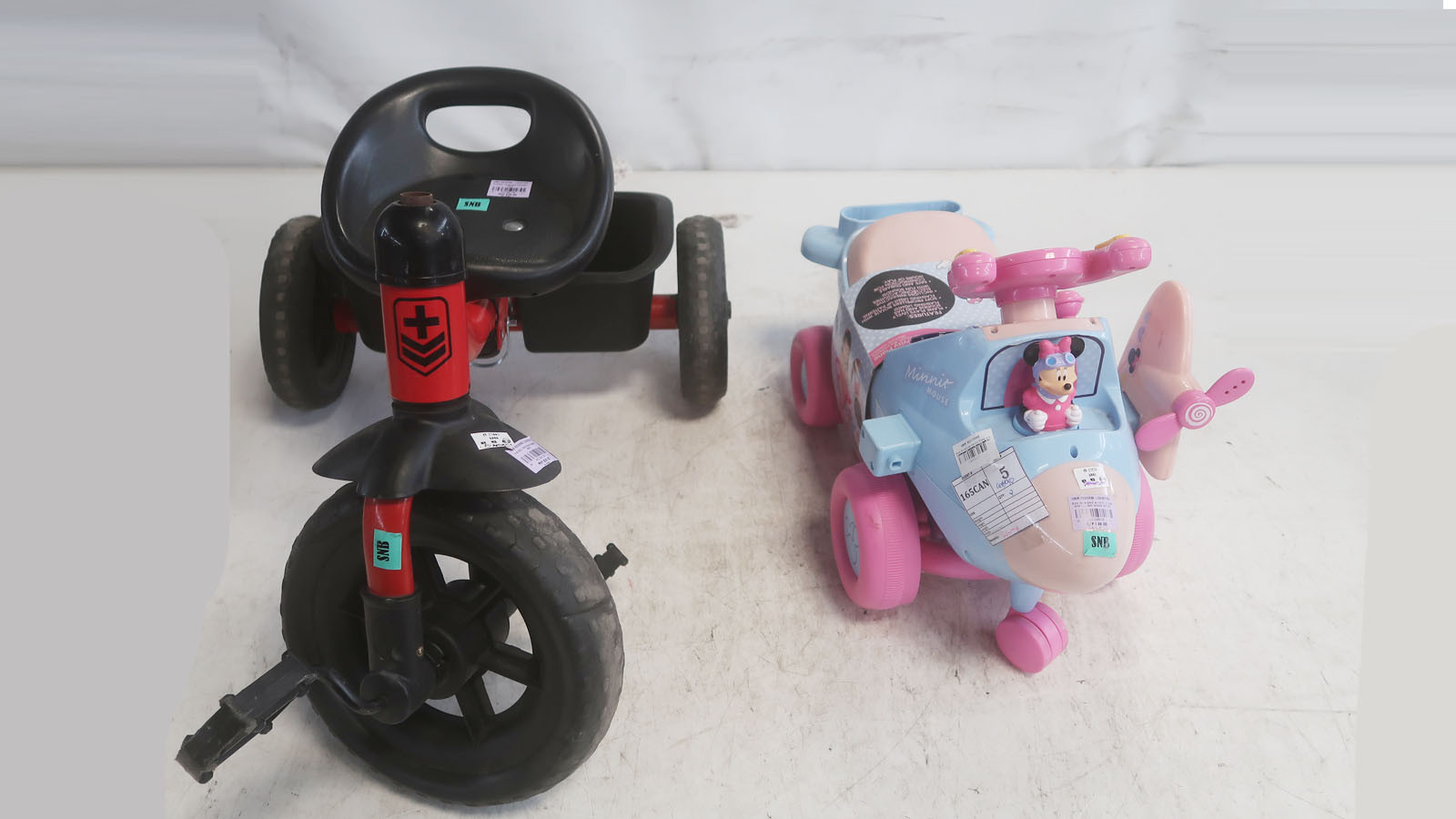 Ride On Minnie Activity Plane And Anko 3 Wheel Trike/2Pcs As 1 Lot ...