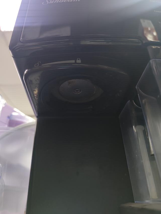 Sunbeam Automatic Milk Coffee Machine EM5000K 220V | HMR Shop N' Bid