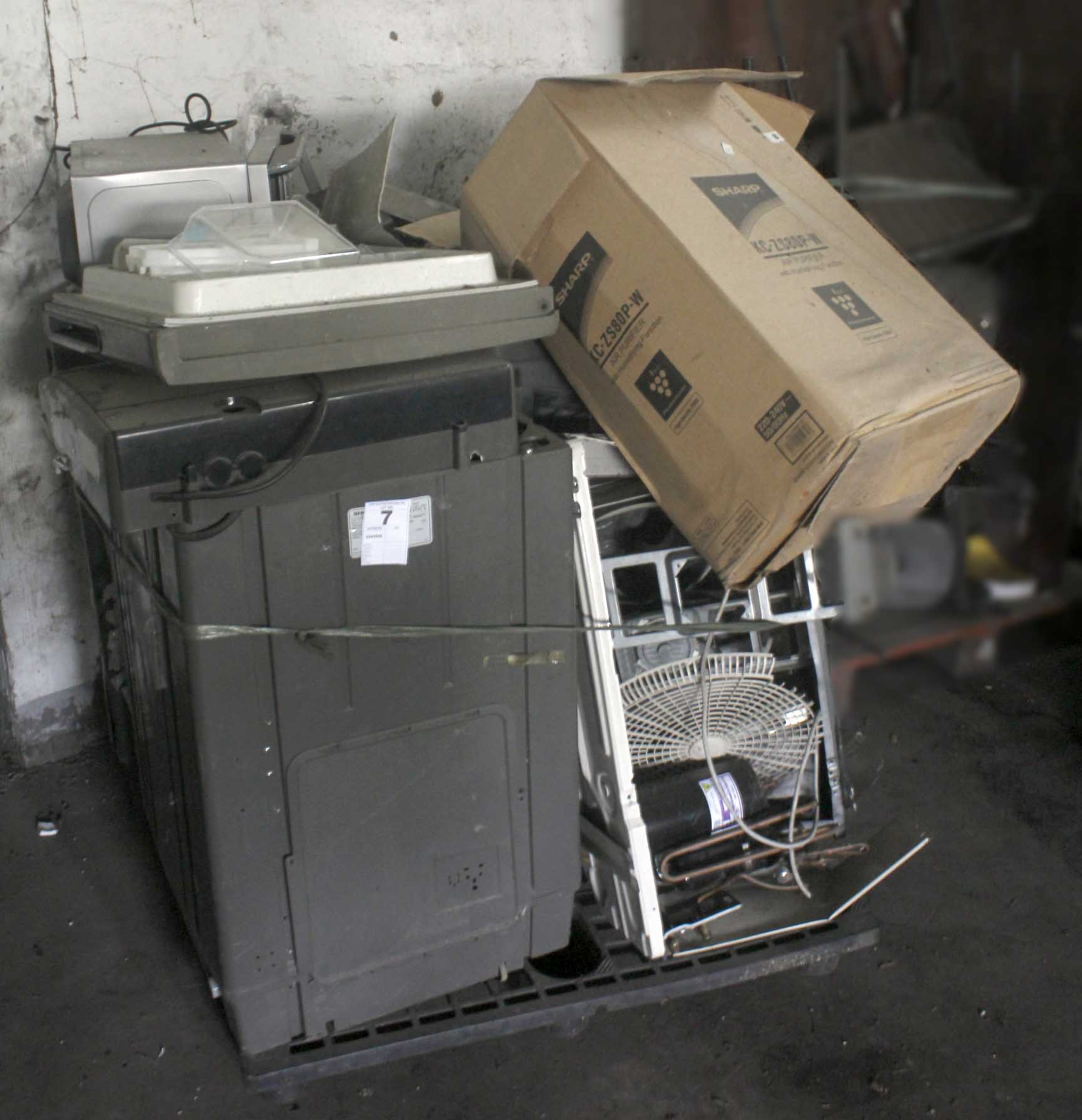 Washing Machine, Microwave Oven, Air Purifier And Assorted Appliances ...