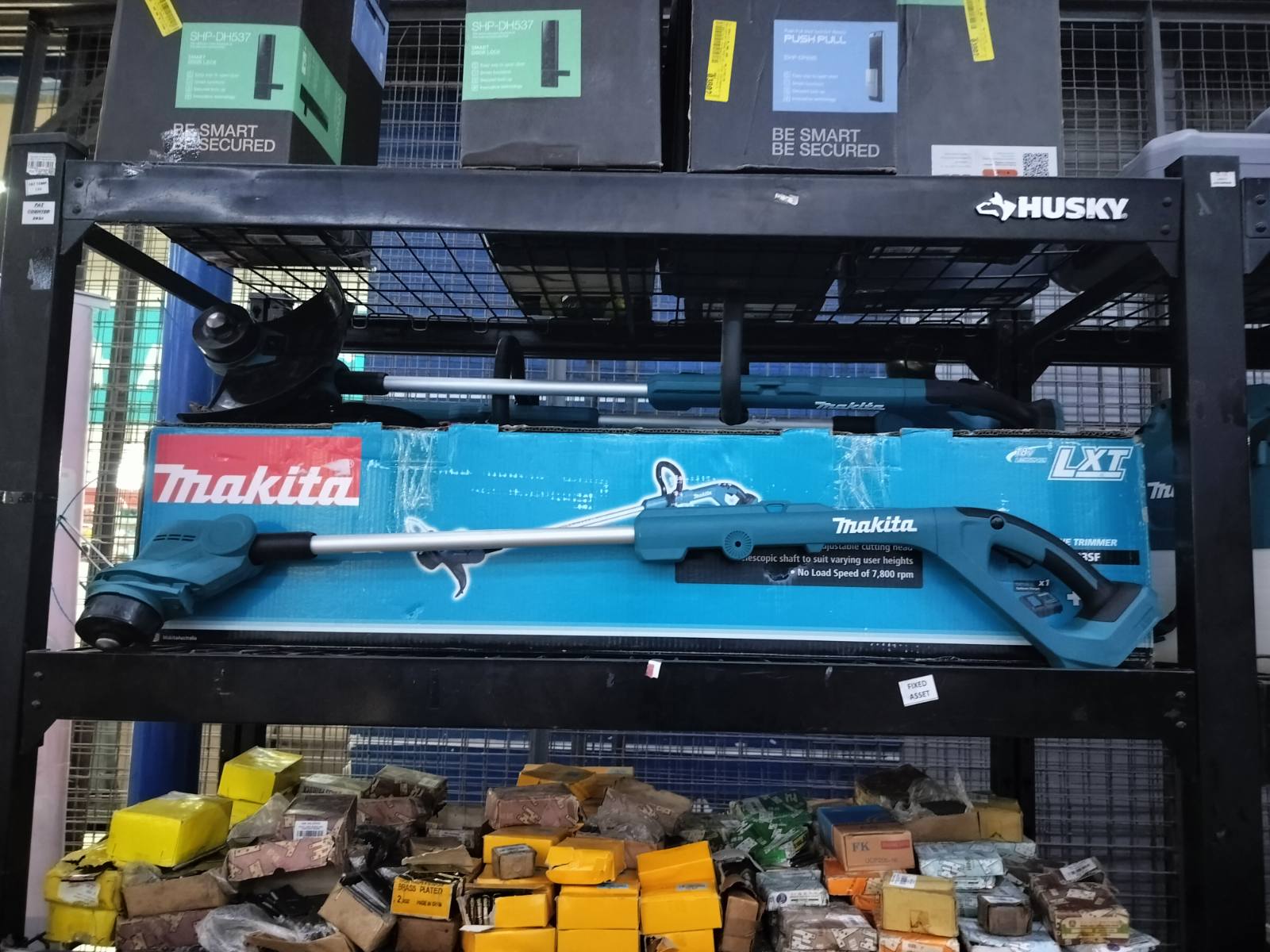 Makita Cordless Line Trimmer DUR193 With Battery & Charger | HMR Shop N ...