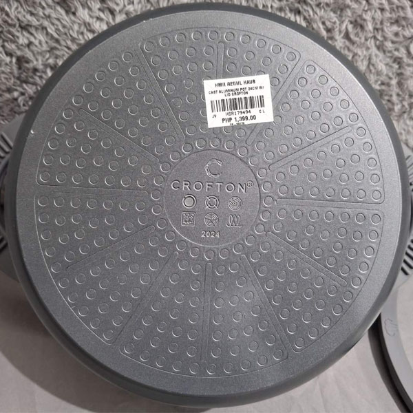 Crofton Cast Aluminum Pot with Lid 24cm | HMR Shop N' Bid