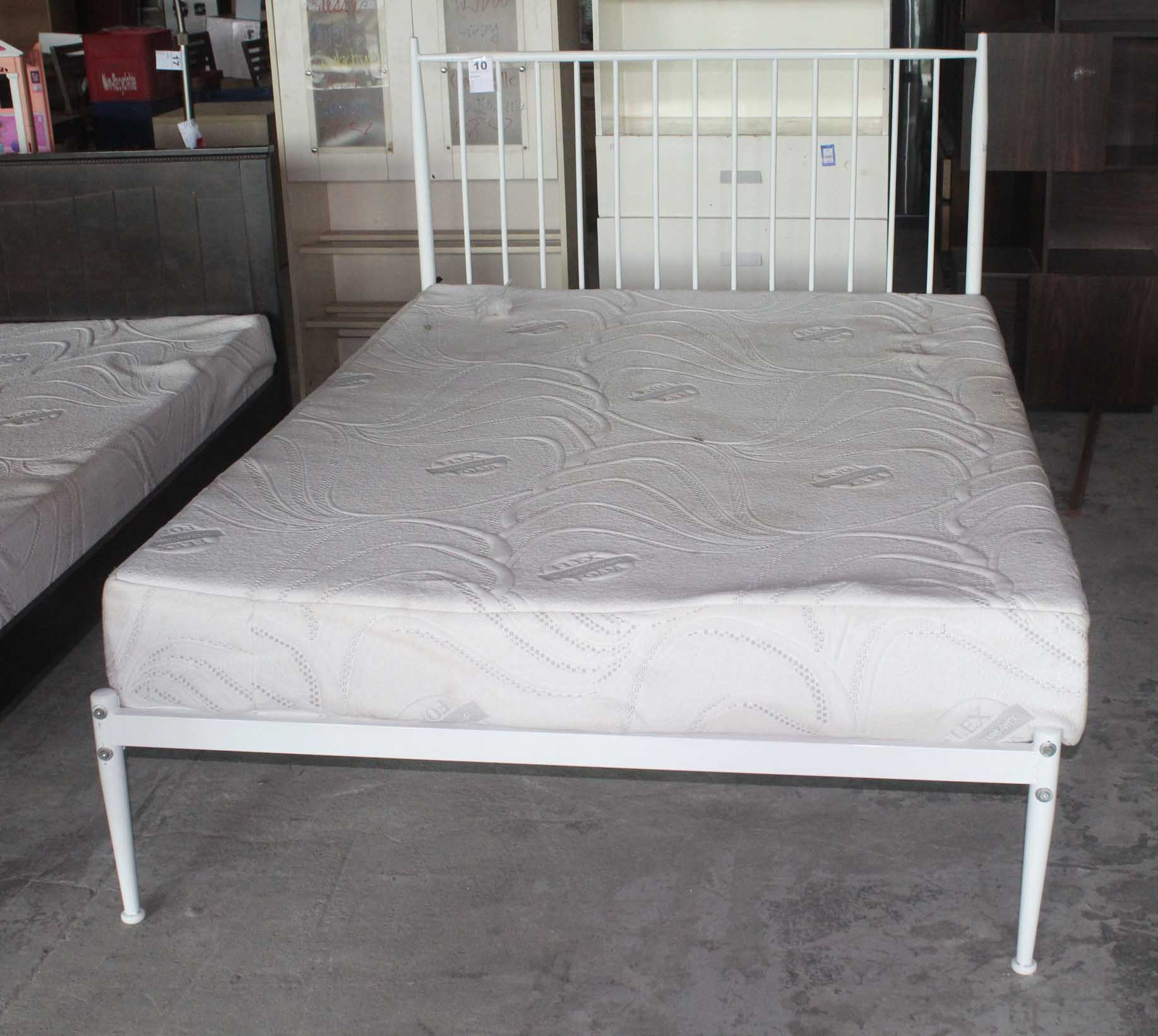 Queen Size Metal Bed Frame with Mattress Set - Queen Size Metal Bed ...