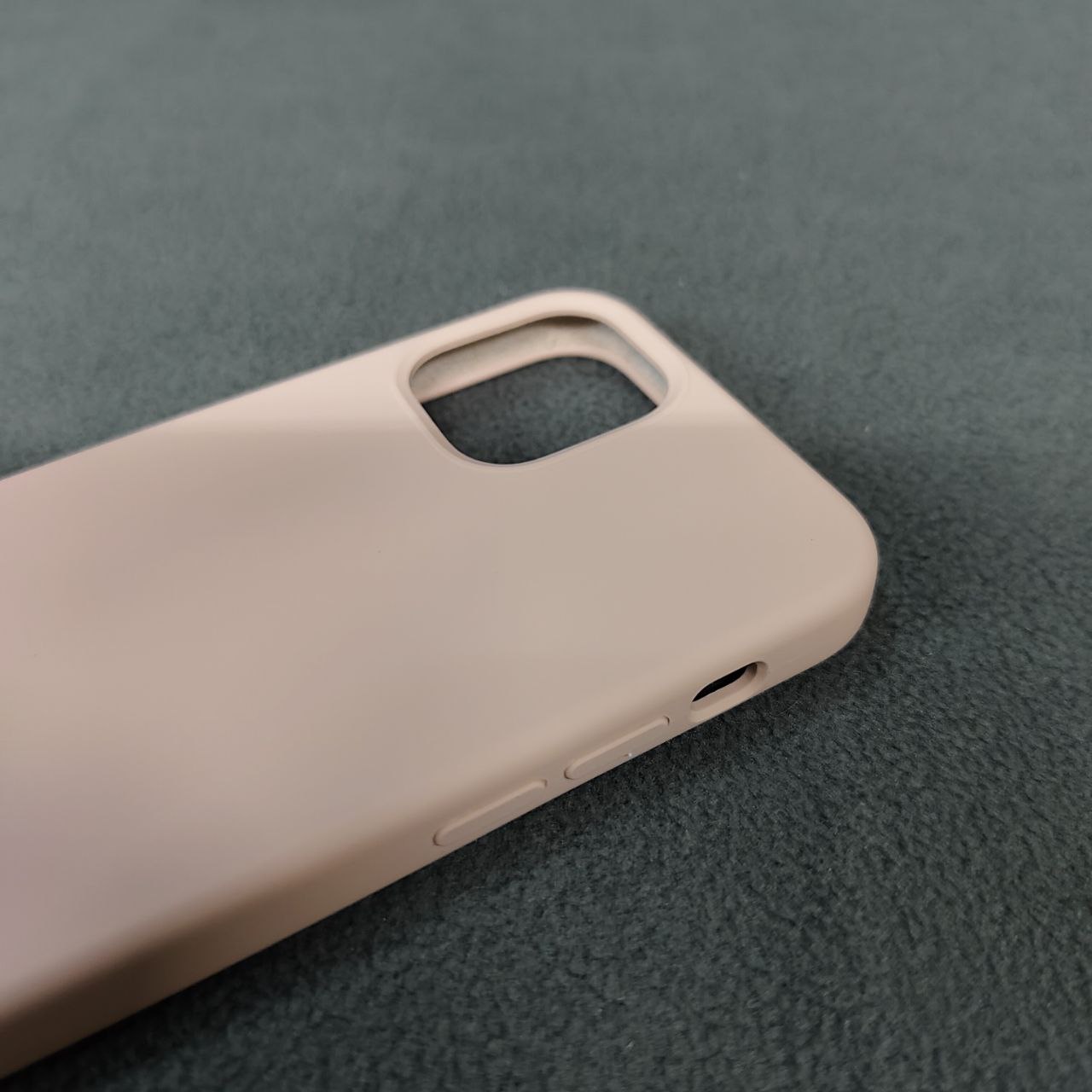 Switcheasy iPhone 12 Case 5.4in Skin | HMR Shop N' Bid