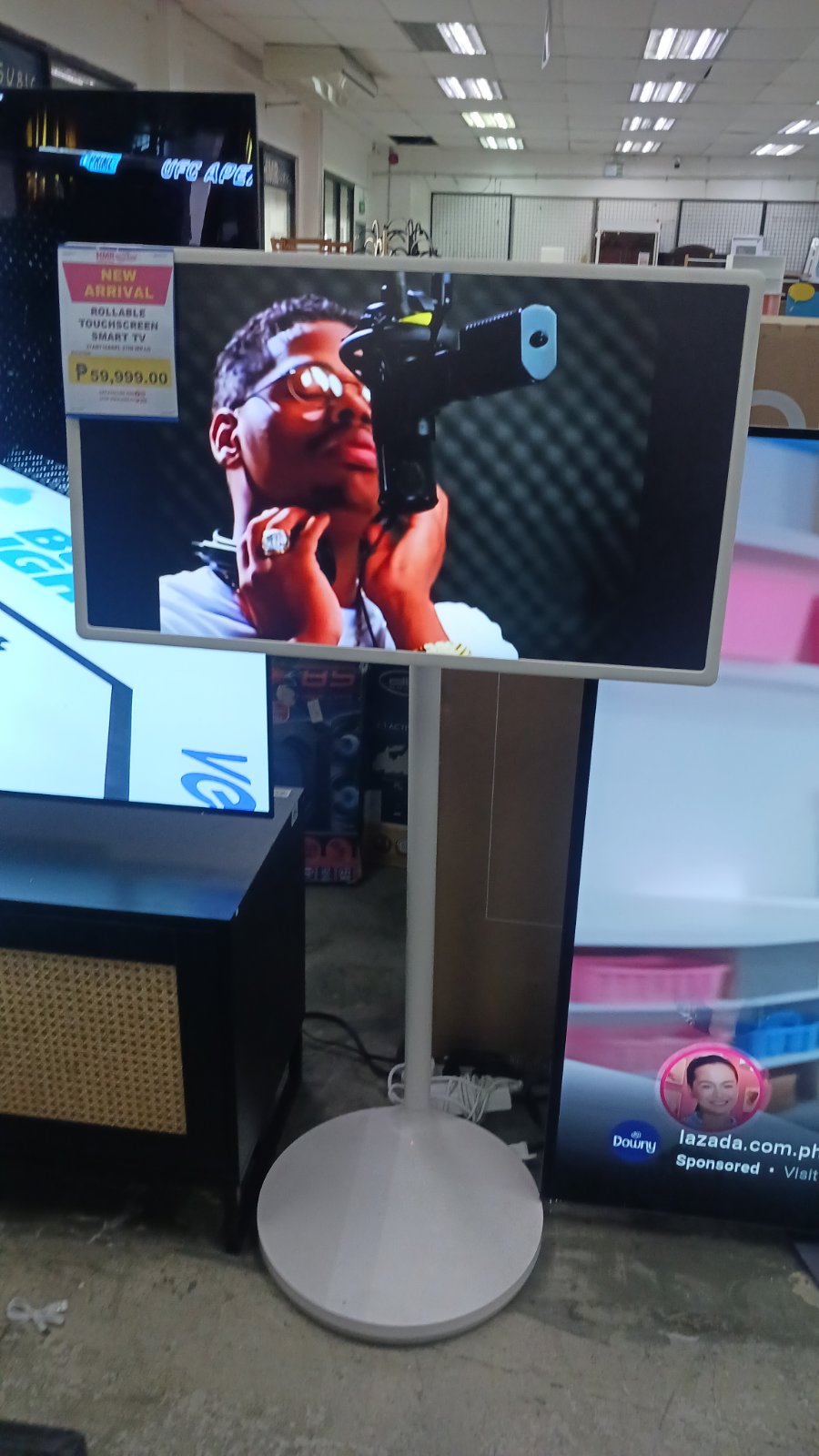 LG Rollable Touchscreen Smart Tv 27art10akpl 27in | HMR Shop N' Bid
