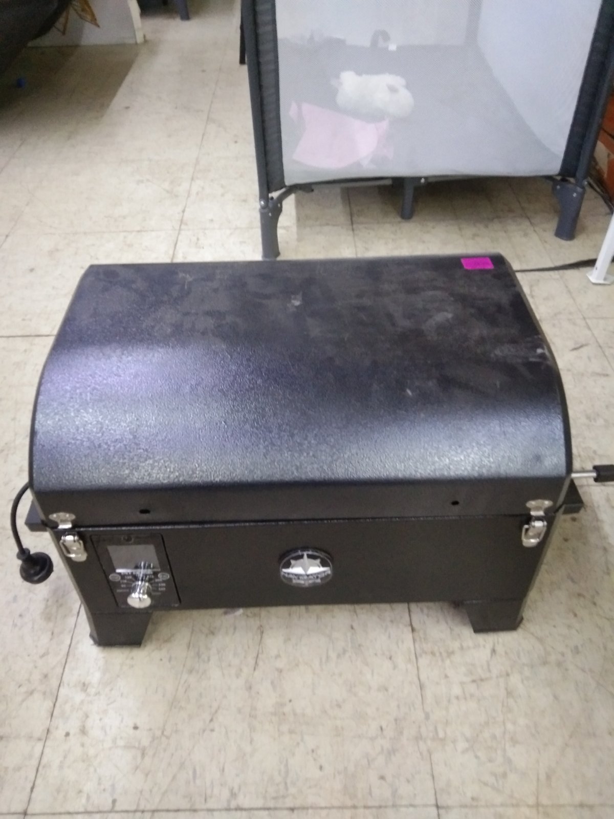 Pit Boss PB150PPS Navigator Portable Wood Pellet Grill | HMR Shop N' Bid