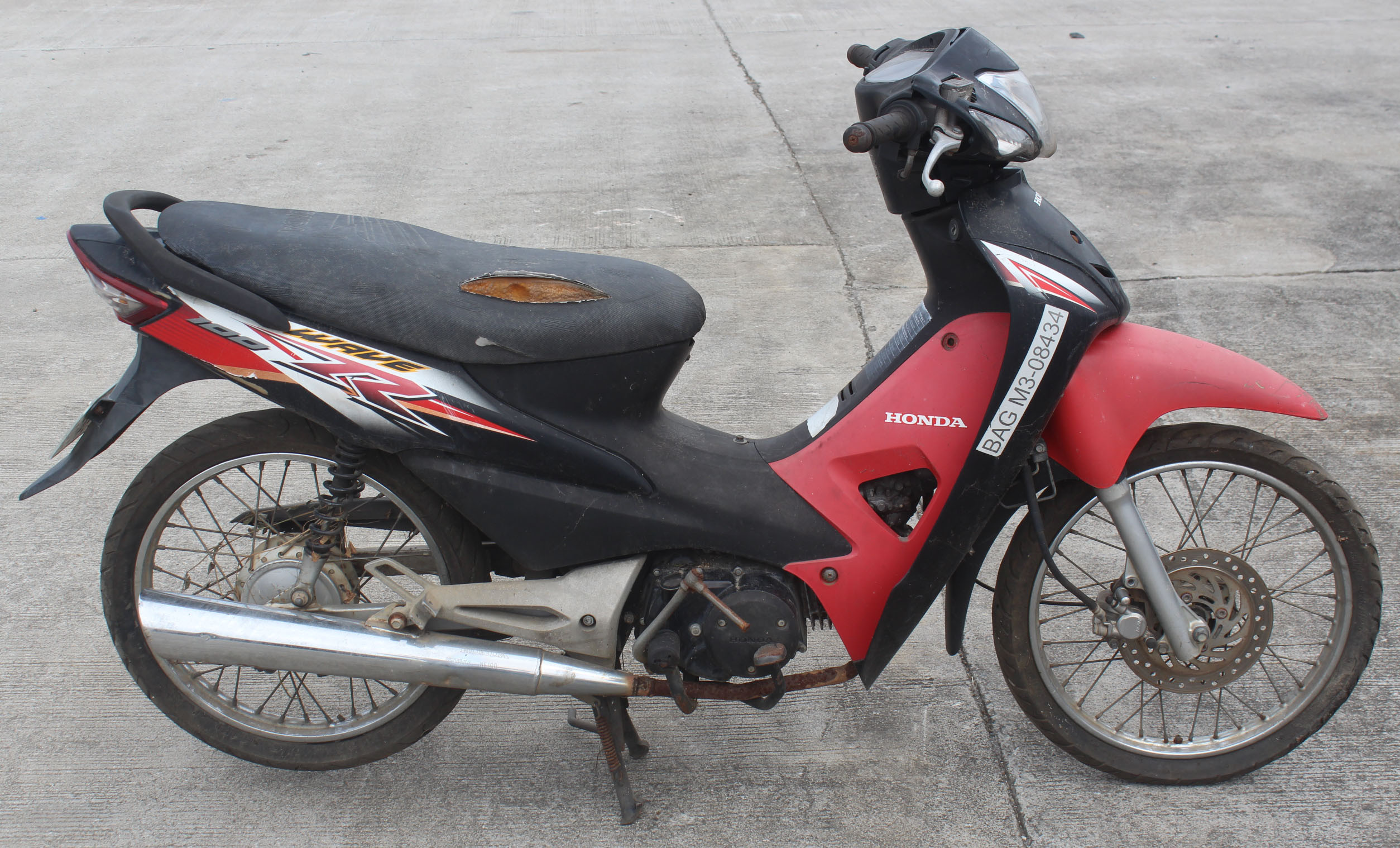 2014 Honda AFS100MSB Wave 100R Motorcycle | NC79469 - 2014 Honda ...