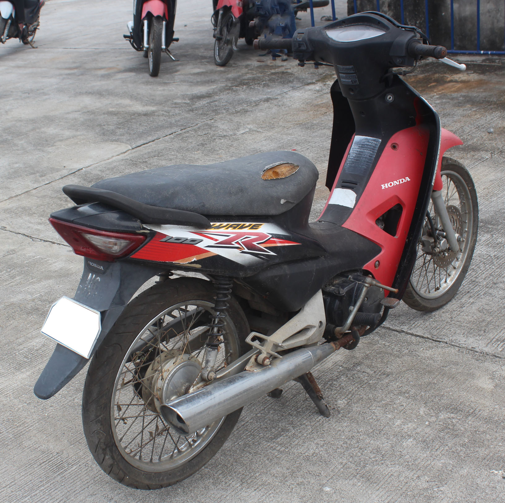 2014 Honda AFS100MSB Wave 100R Motorcycle | NC79469 - 2014 Honda ...