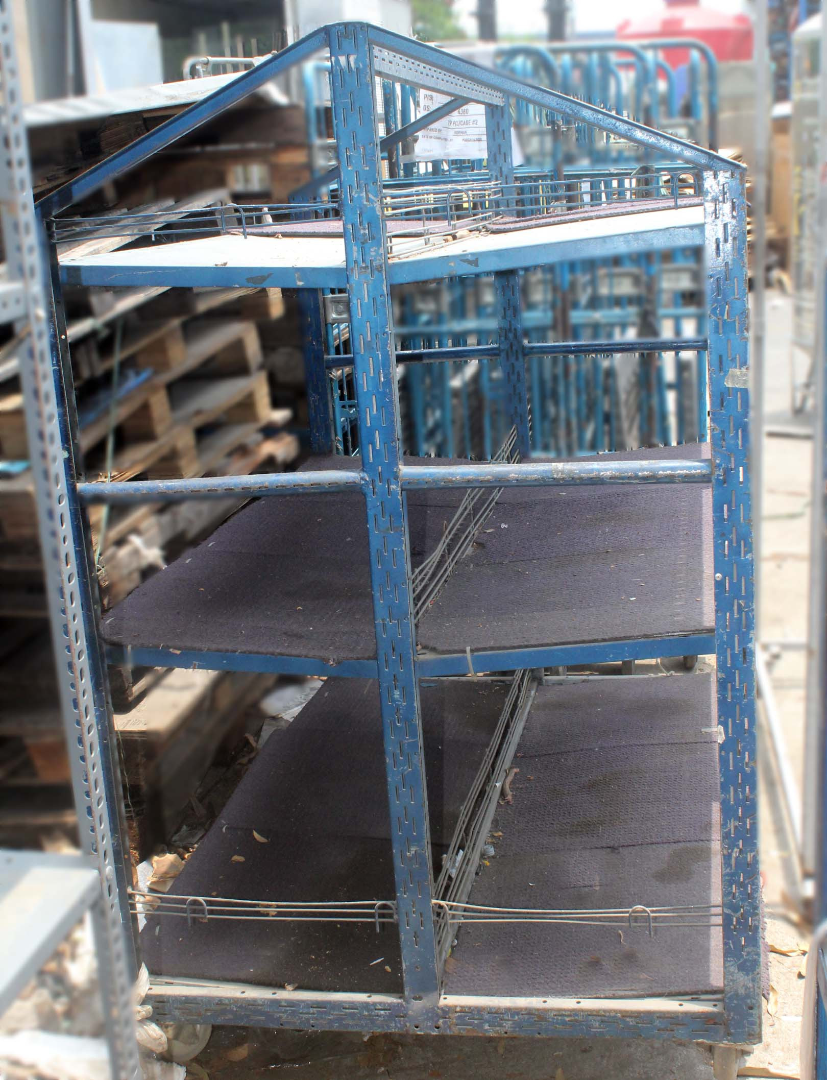 Auction 4194MS - Steel Mobile Gondola | HMR Shop N' Bid