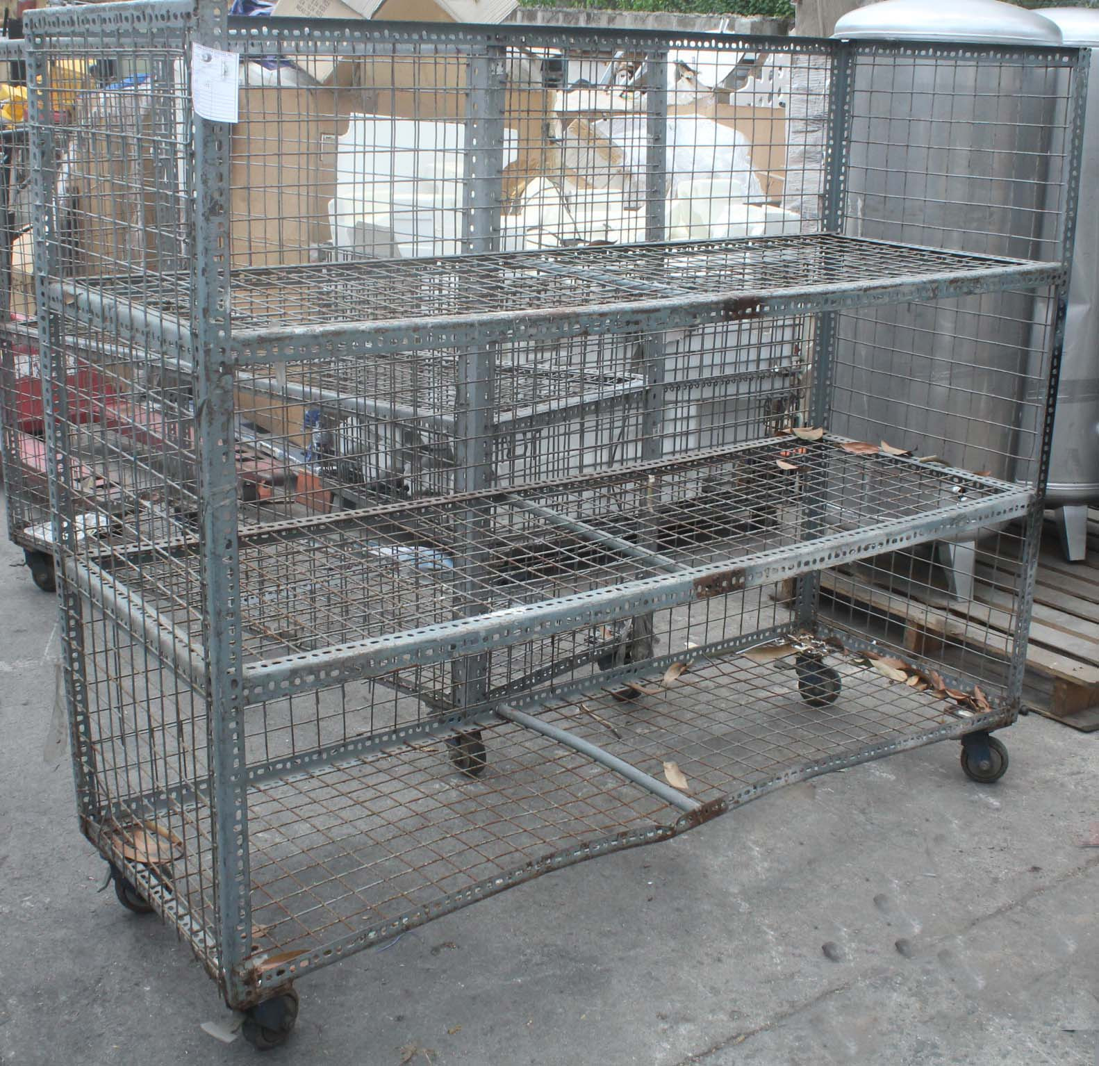 Steel Mobile Gondola - Steel Mobile Gondola | HMR Shop N' Bid