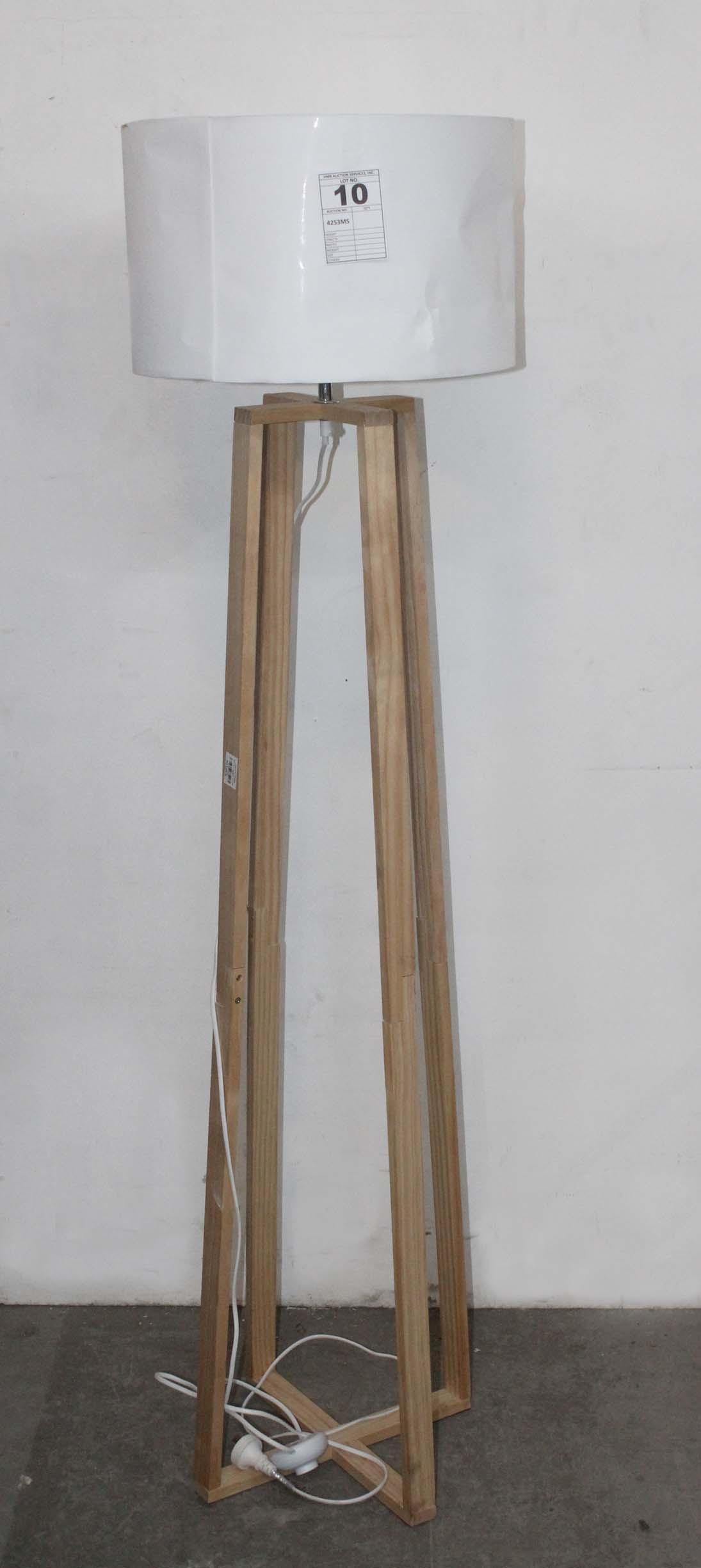 Anko Boston Floor Lamp — Lot 10 | HMR Shop N' Bid