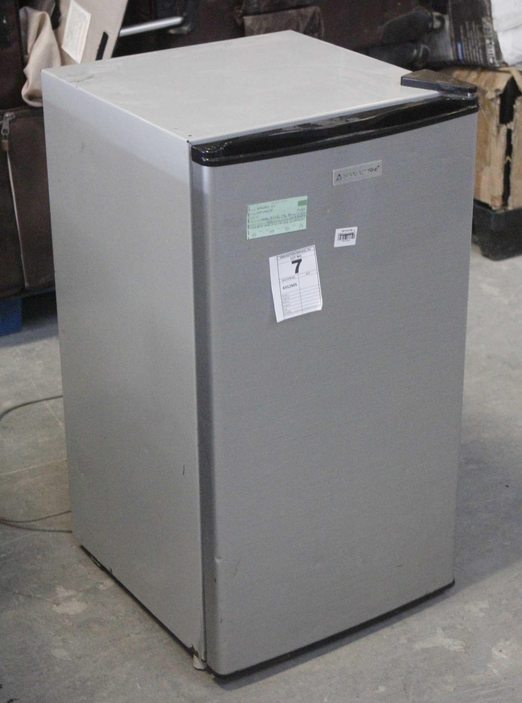 HANABISHI 3.3 cu. ft. Single Door Personal Refrigerator HASREF-33 ...