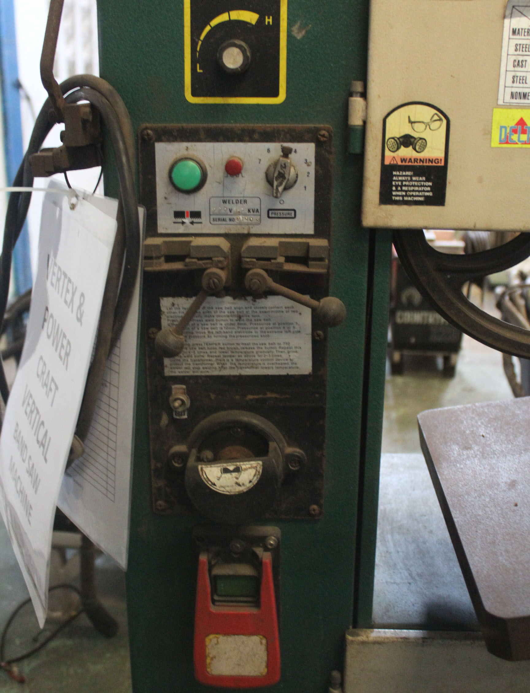 Vertex Vertical Bandsaw - Vertex Vertical Bandsaw | HMR Shop N' Bid