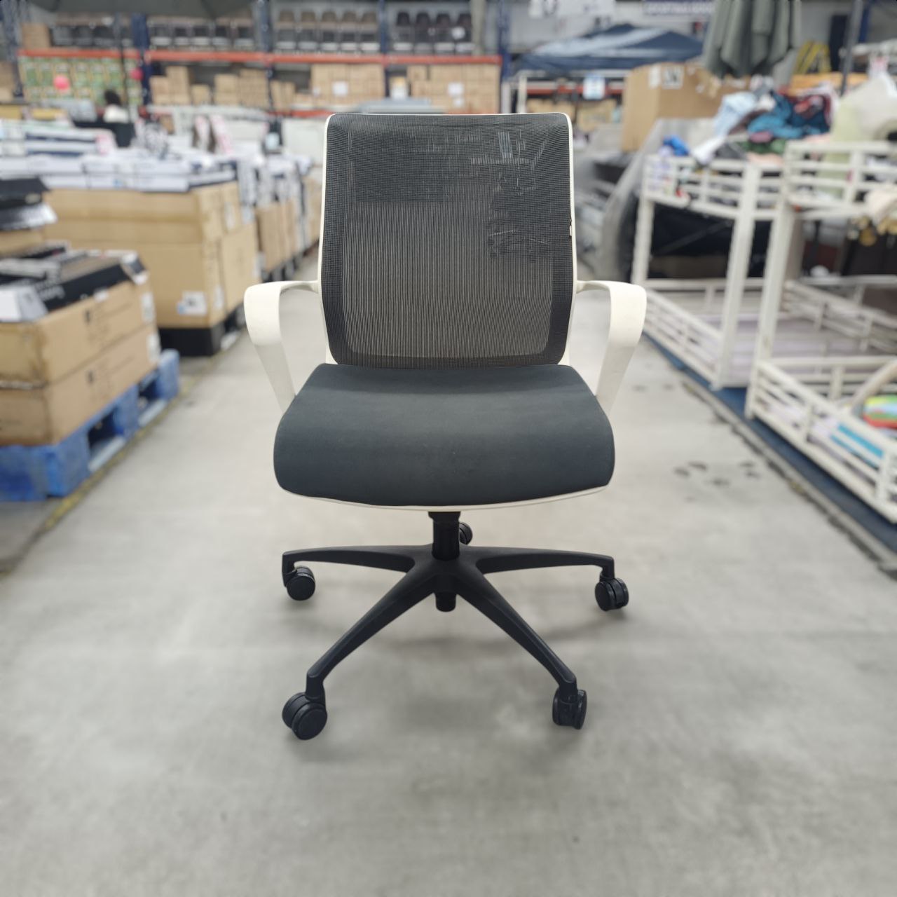 Office Swivel Chair Mesh Back Plastic Base with Armrest Asis Used with ...