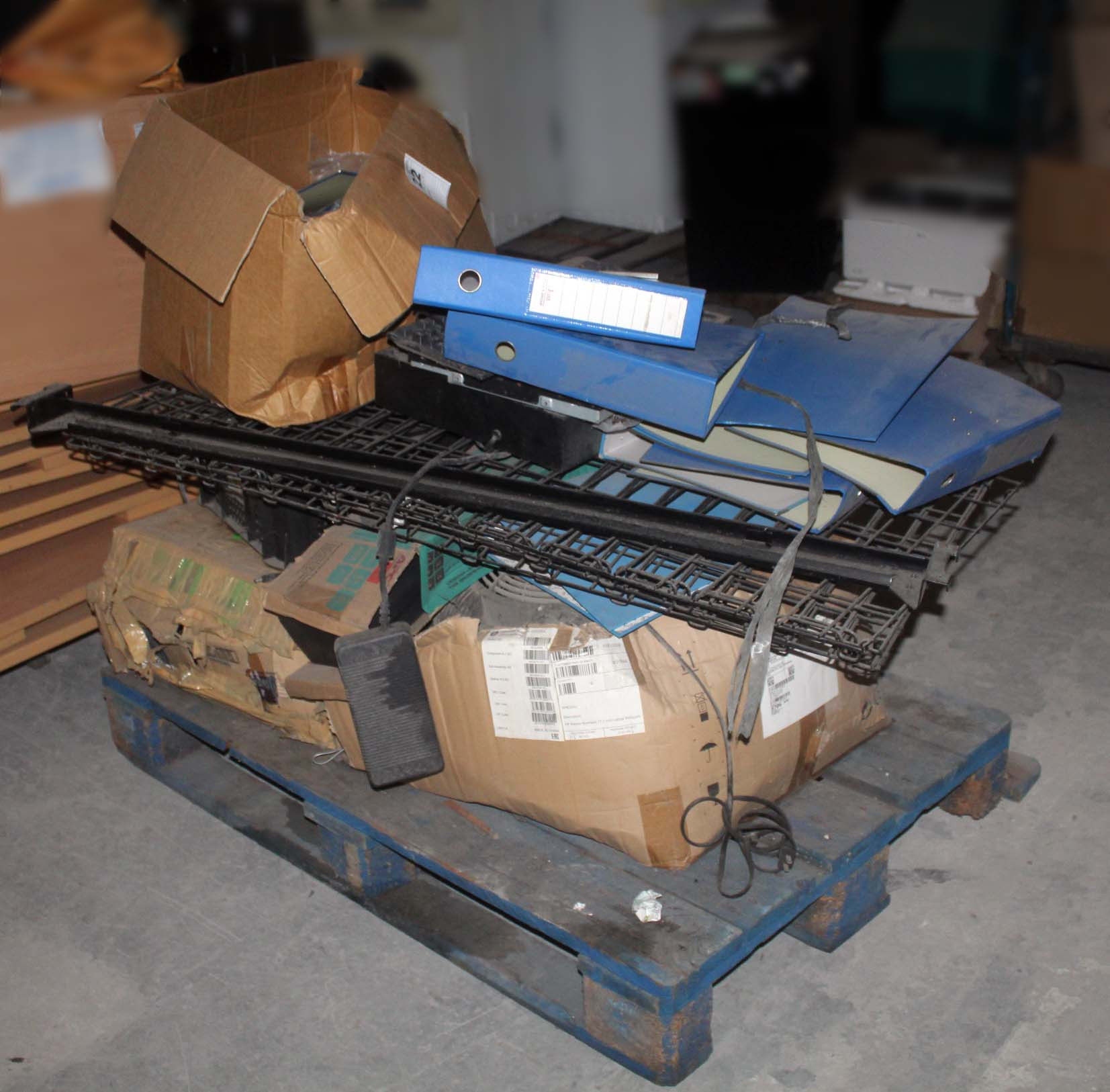 Keyboard, UPS, System Unit And Assorted Item / 1-Pallet — Lot 22 | HMR ...