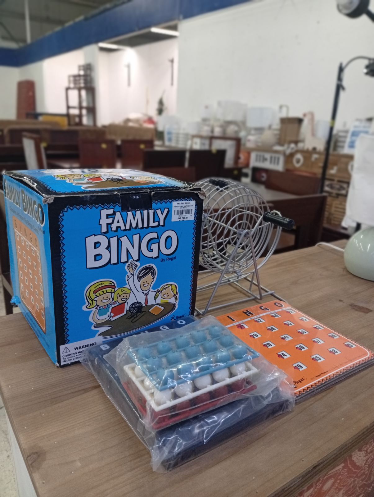 Family Bingo With 4 Finger Tip Bingo Card Regal | HMR Shop N' Bid