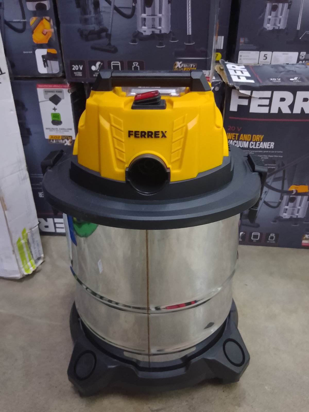 Ferrex Vacuum Cleaner Wet & Dry Inc Wb F-wdv30p | HMR Shop N' Bid