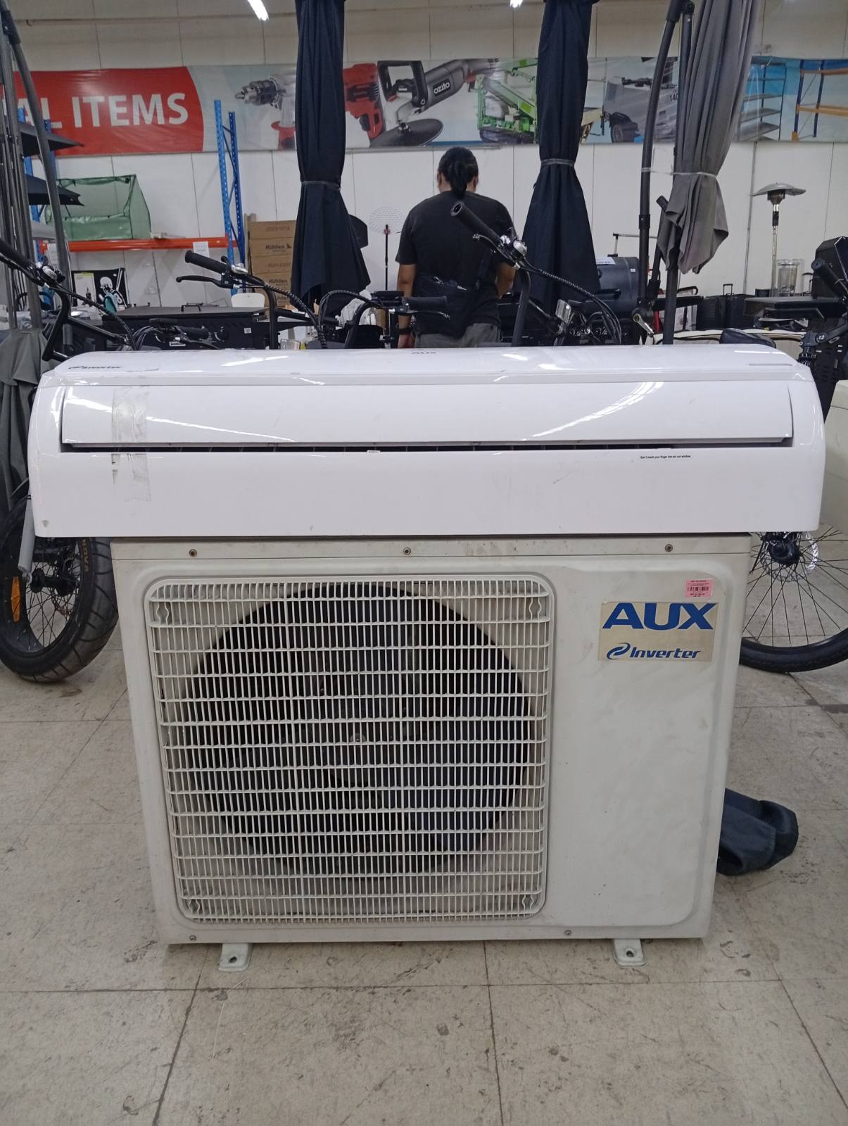 Split Type Inverter Aircon UsedASW-30A2/FLDI AS-30A2/FLDI With Remote ...