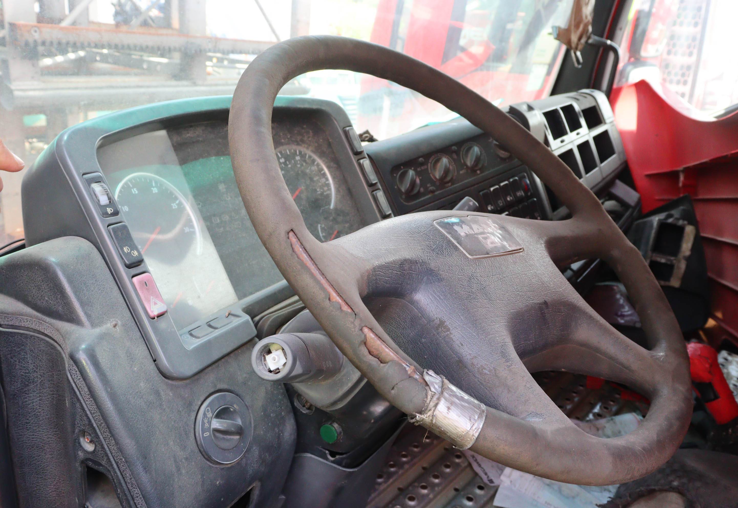 Man Tractor Head TGA Plate: PEI297 — Lot 3 | HMR Shop N' Bid