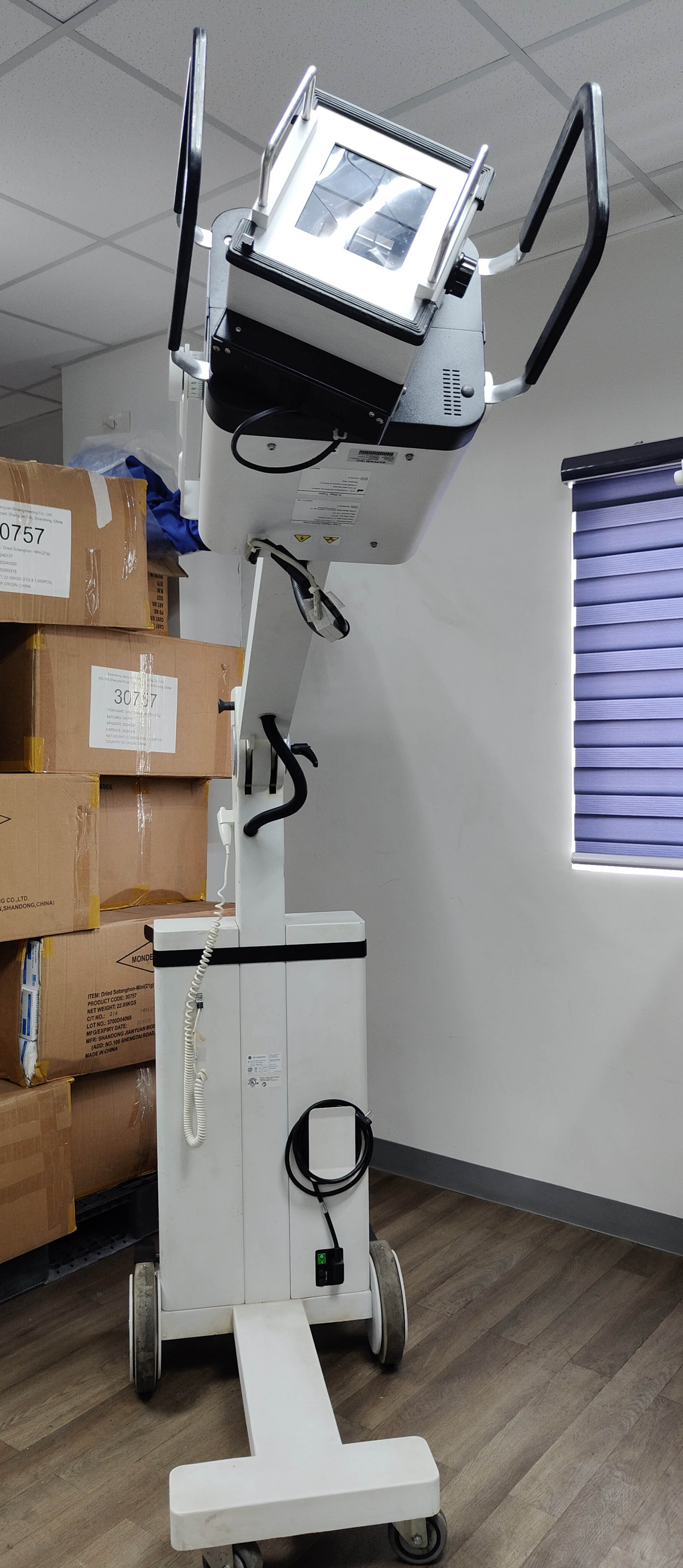 GE Radiography X-Ray System Brivo XR115 — Lot 1 | HMR Shop N' Bid