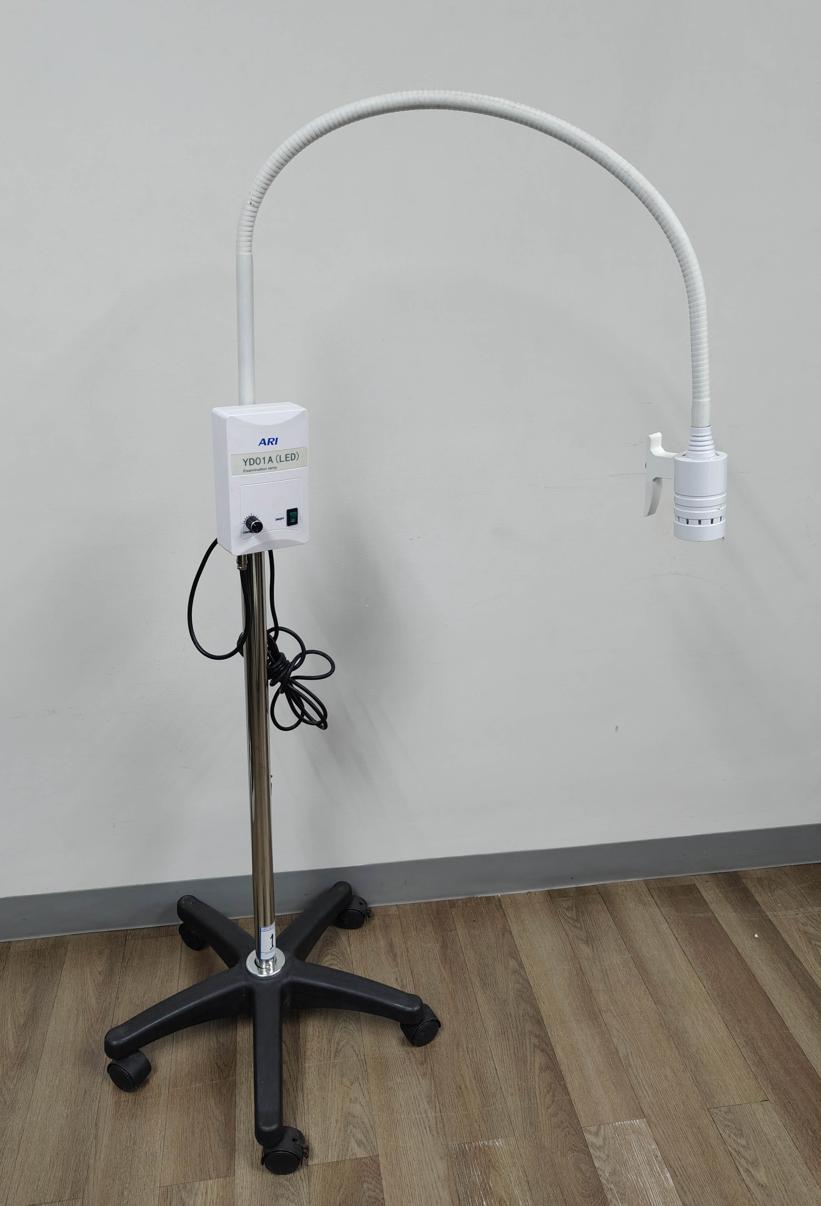 ARI Examination Lamp YD01A (LED) - ARI Examination Lamp YD01A (LED ...