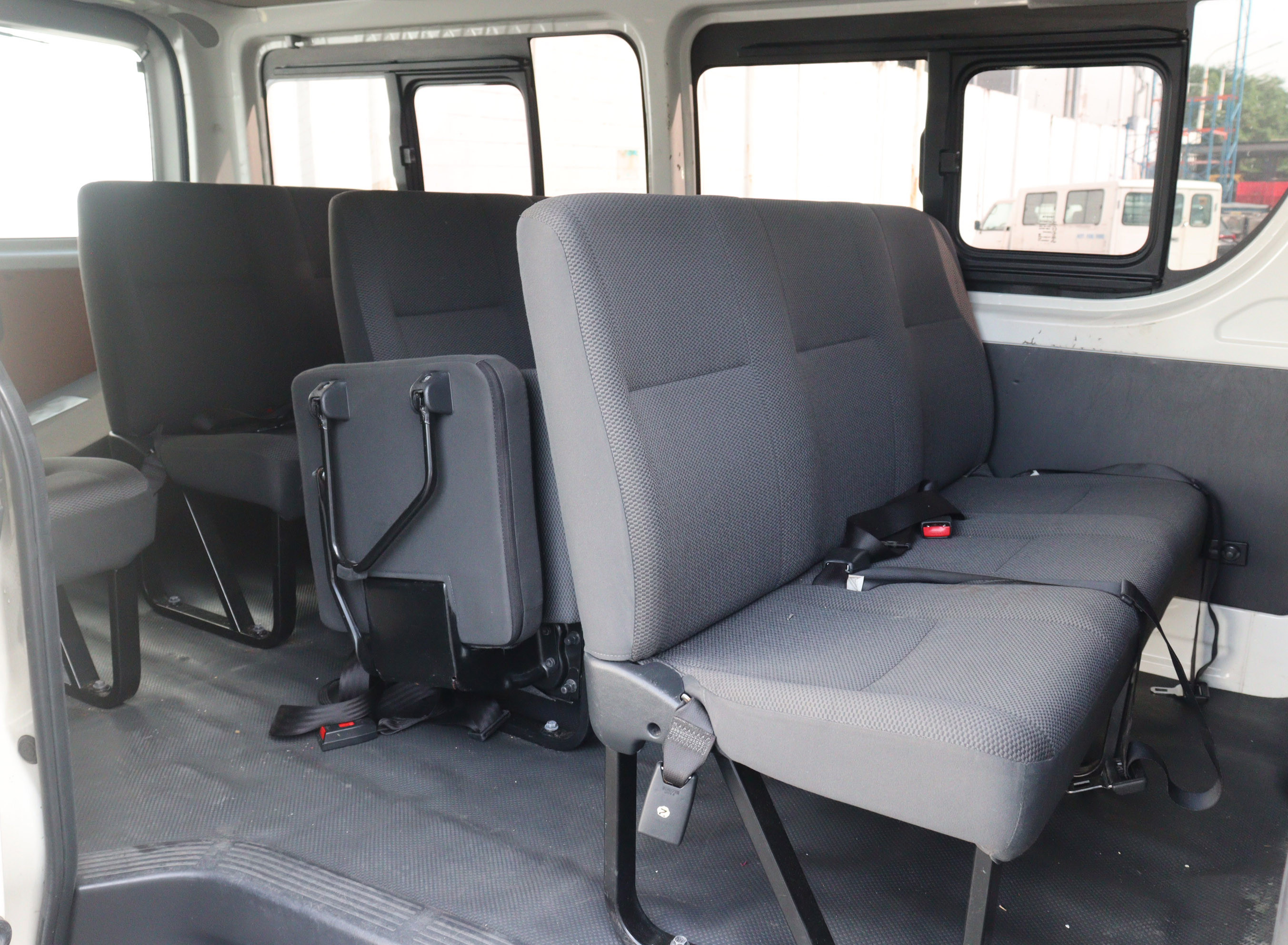 2017 Toyota Hi Ace Commuter Van - 2017 Toyota Hi Ace Commuter Van | HMR ...