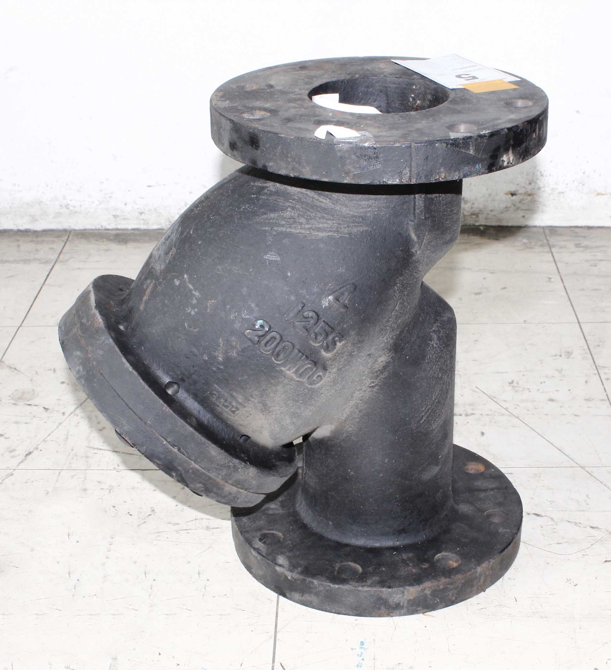 Industrial Fittings - Lot 5 - NIBCO 4" 200W0G Ductile Iron Y-Strainer ...