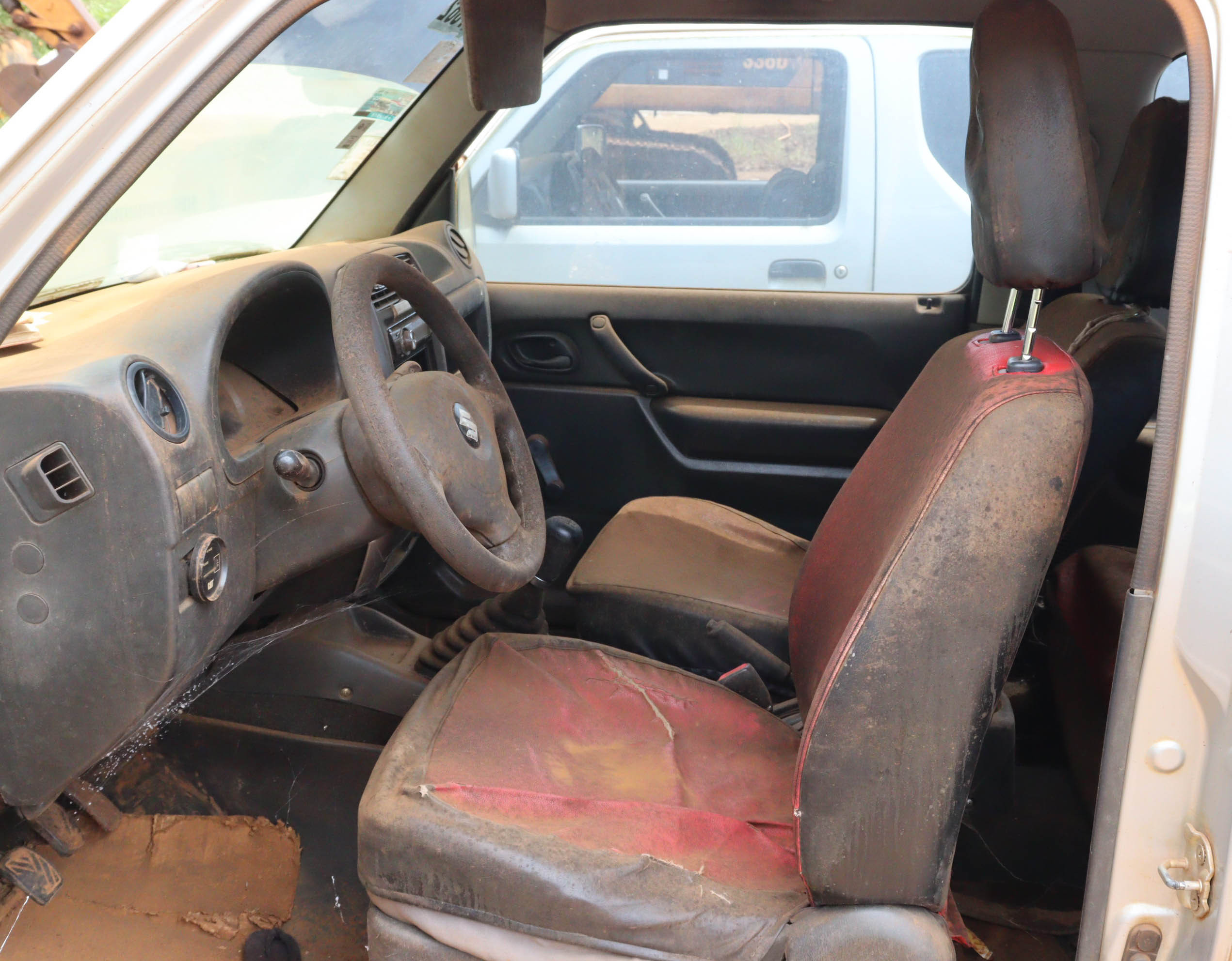 Truck and Vehicle Online Auction - Lot 6 — Lot 6 | HMR Shop N' Bid