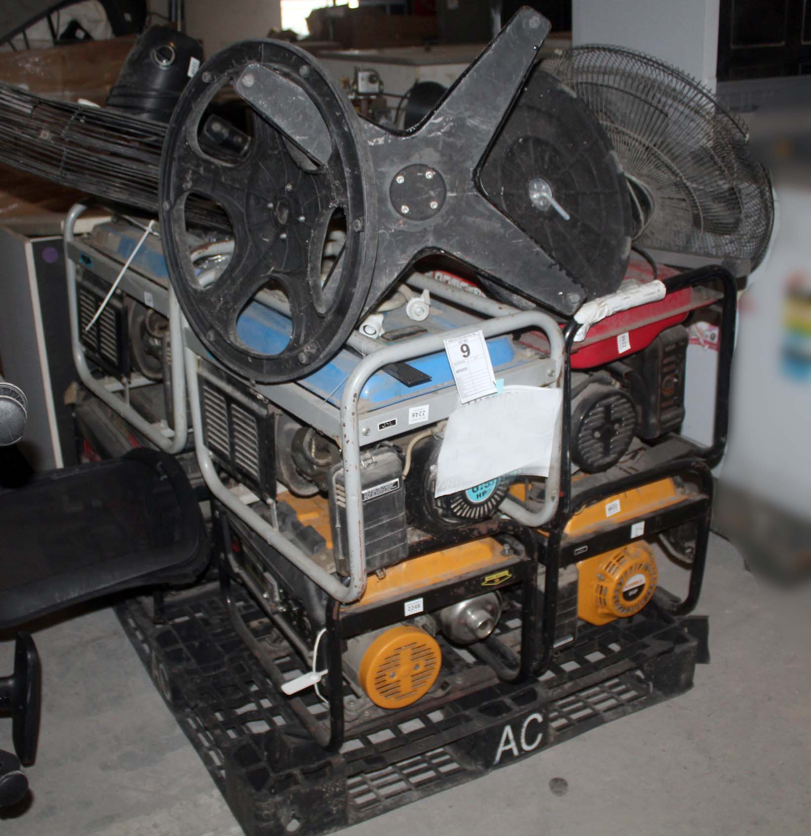 11pcs Generator and Industrial Fan / 1-Pallet — Lot 9 | HMR Shop N' Bid