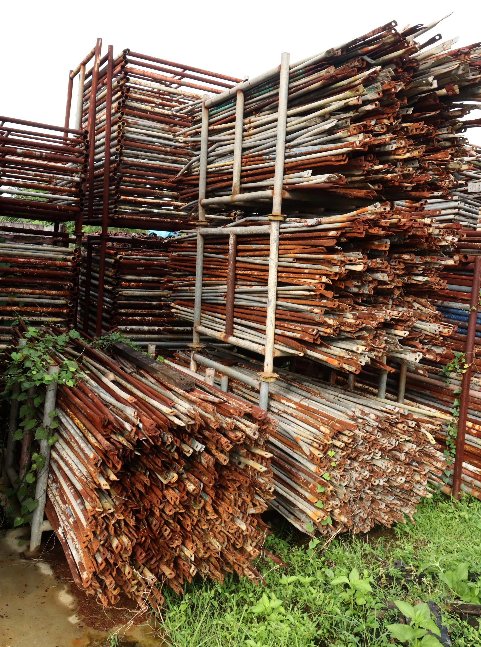 Scaffold Parts, Clamp, Stairs, Bracket and Assorted Metal Scrap (1 Lot ...