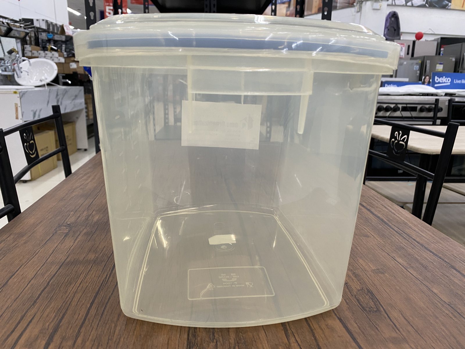 Plastic Seal Stocker Box Big 13X9X8.5inches 10 P100L | HMR Shop N' Bid