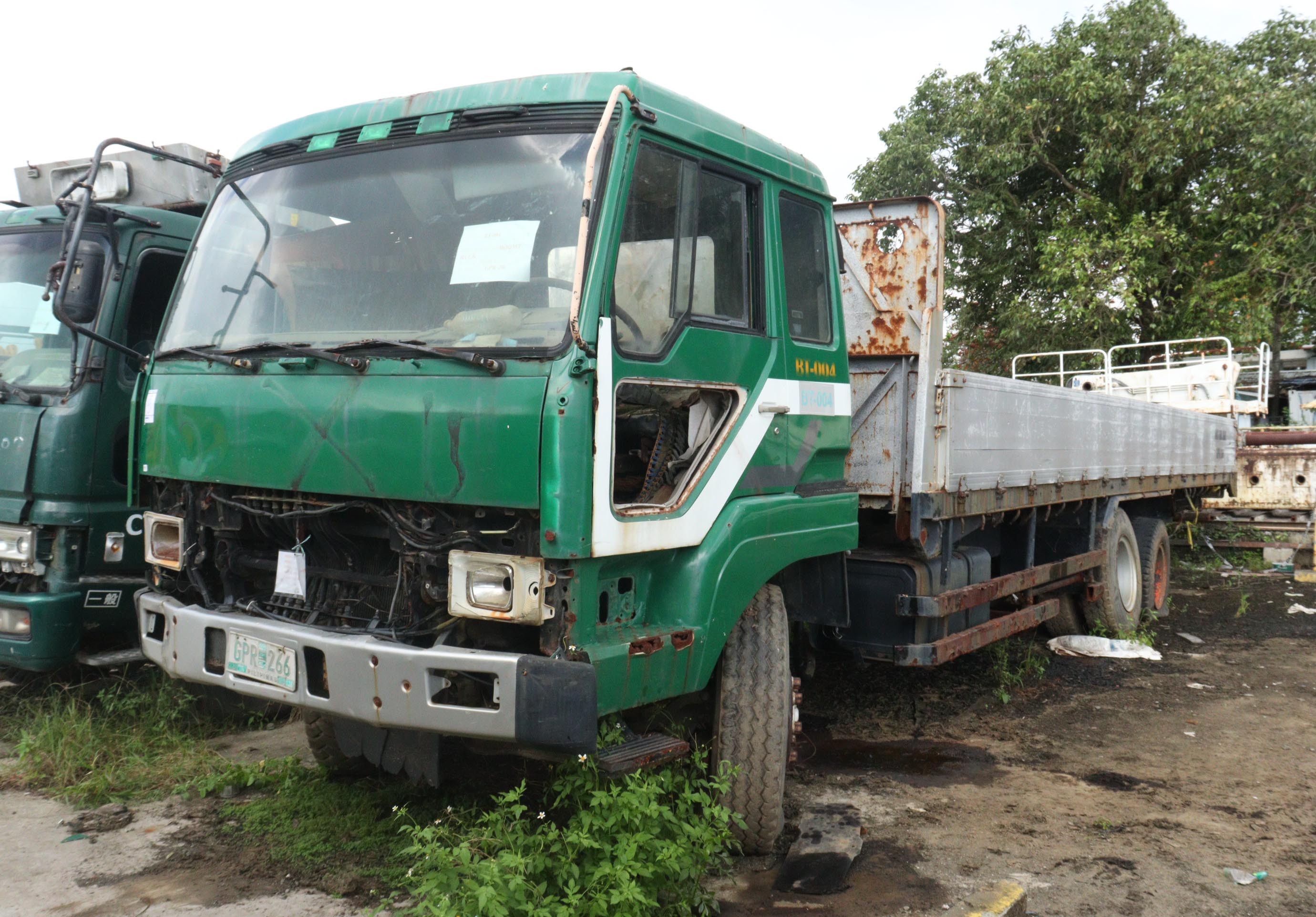 Truck Online Auction - Lot 3 - 10 Wheel 2002 Fuso Boom Truck, Plate No ...