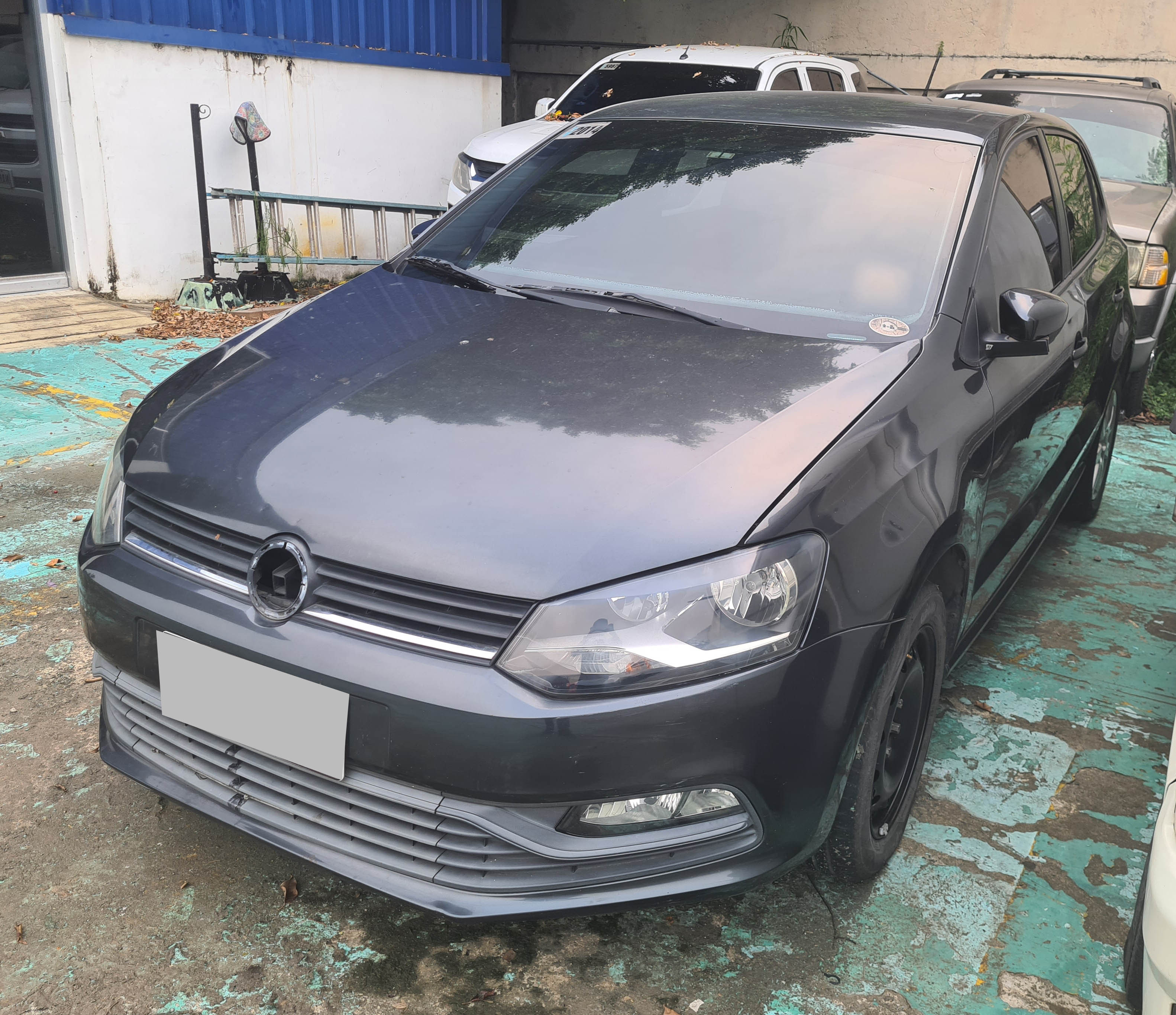 2016 Volkswagen Polo HB, Gray, 70,464 KM, AT, Cs No./Plate No. NCO6949 ...
