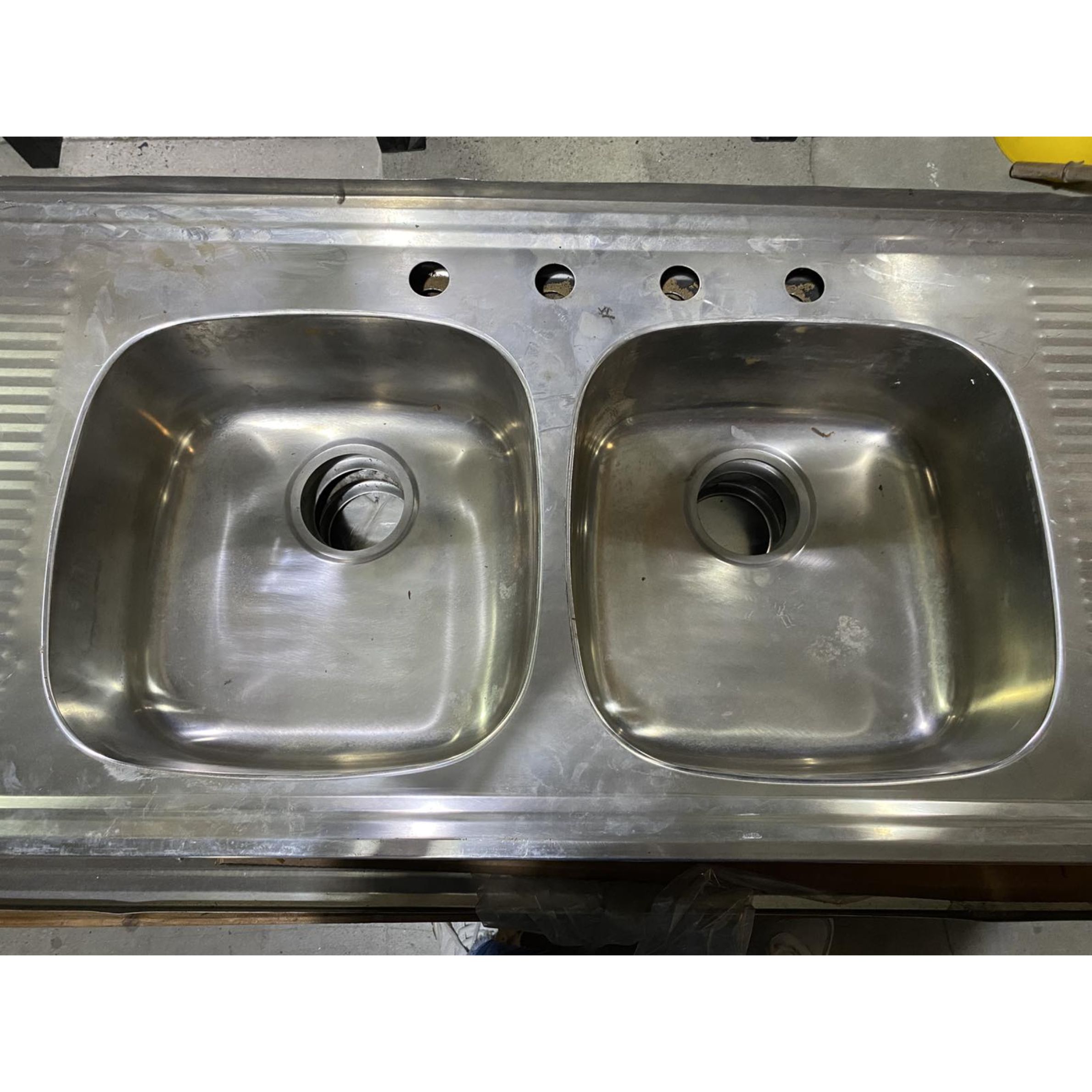 Double Sink with Dish Dryer Board | HMR Shop N' Bid