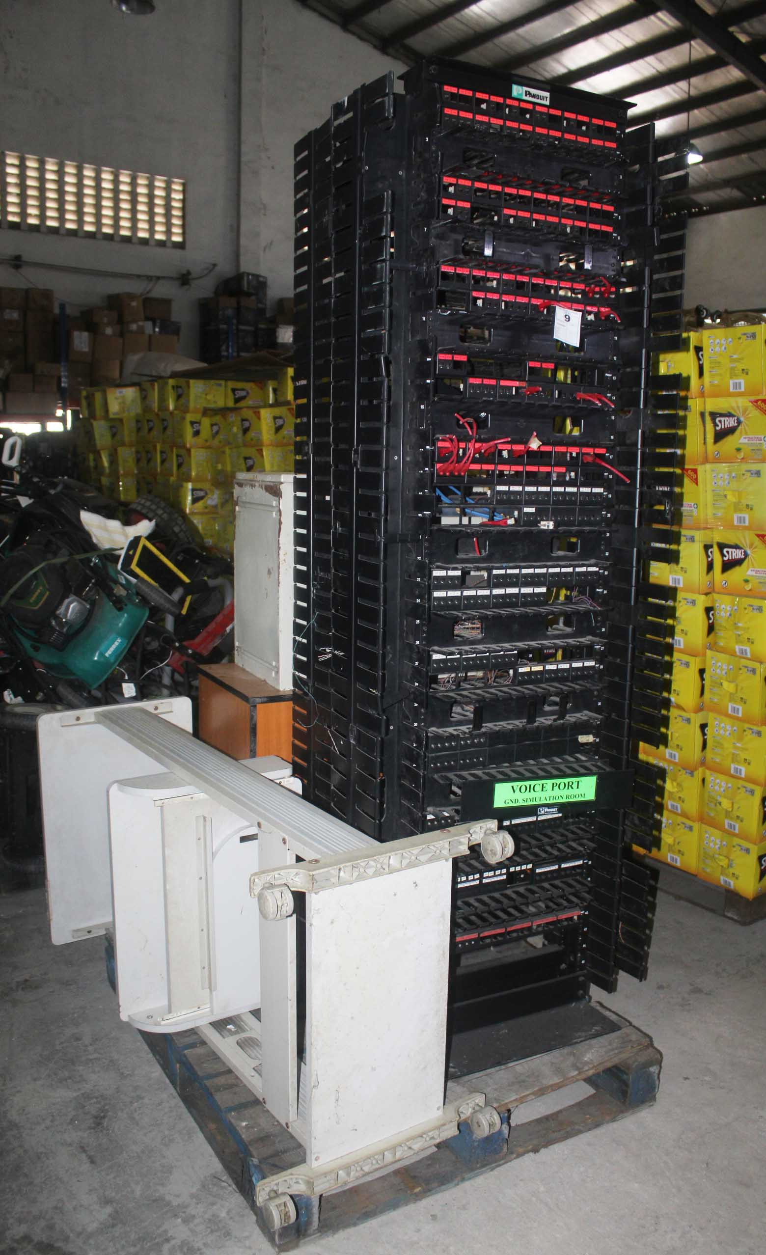 Server Rack, Pedestal Cabinet, Wooden Cabinet and Computer Table / 1 ...